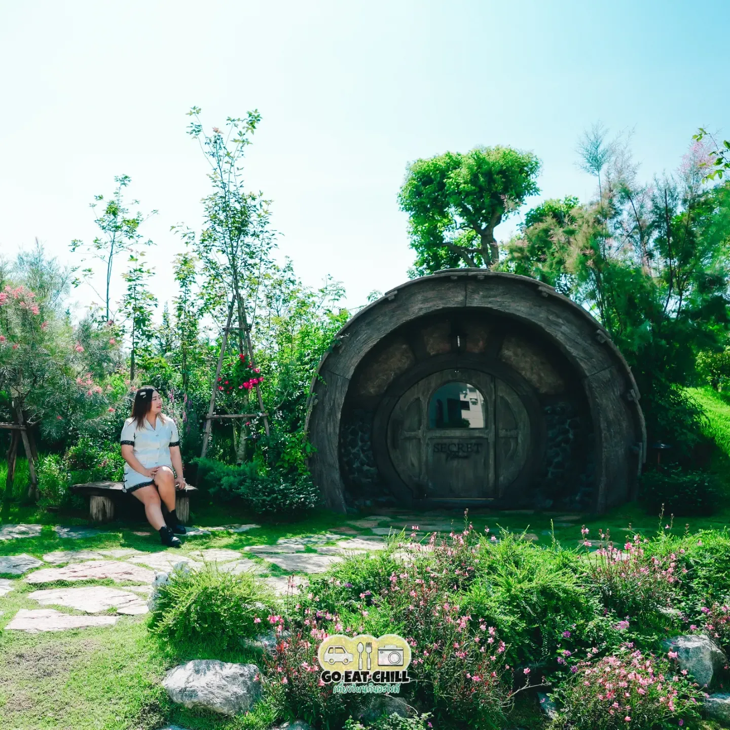 Walk Chill Phil Europe Scene Bangkok | Gallery posted by Go Eat Chill | Lemon8