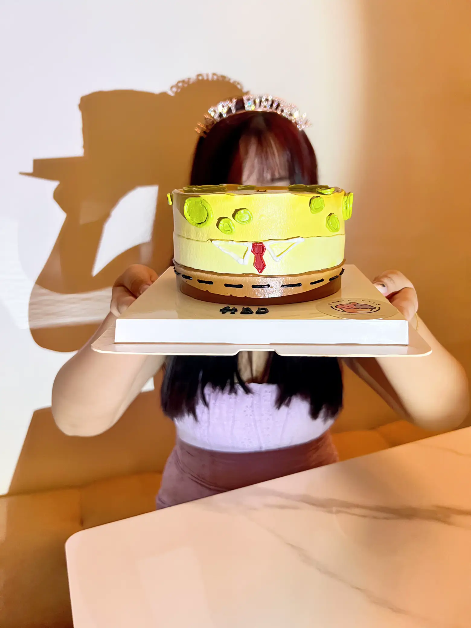 5 Birthday Posing Ideas Without Showing Face📸 | Galeri disiarkan oleh ...