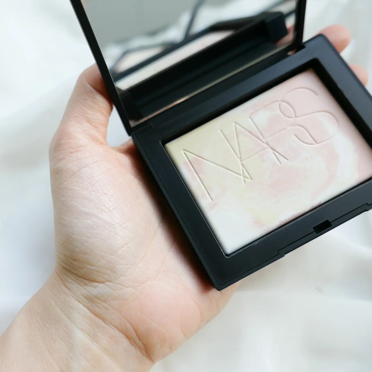 NARS แป้งหน้าฟ้าตัวใหม่ ปังไม่ปัง? | แกลเลอรีที่โพสต์โดย Mommie LP | Lemon8