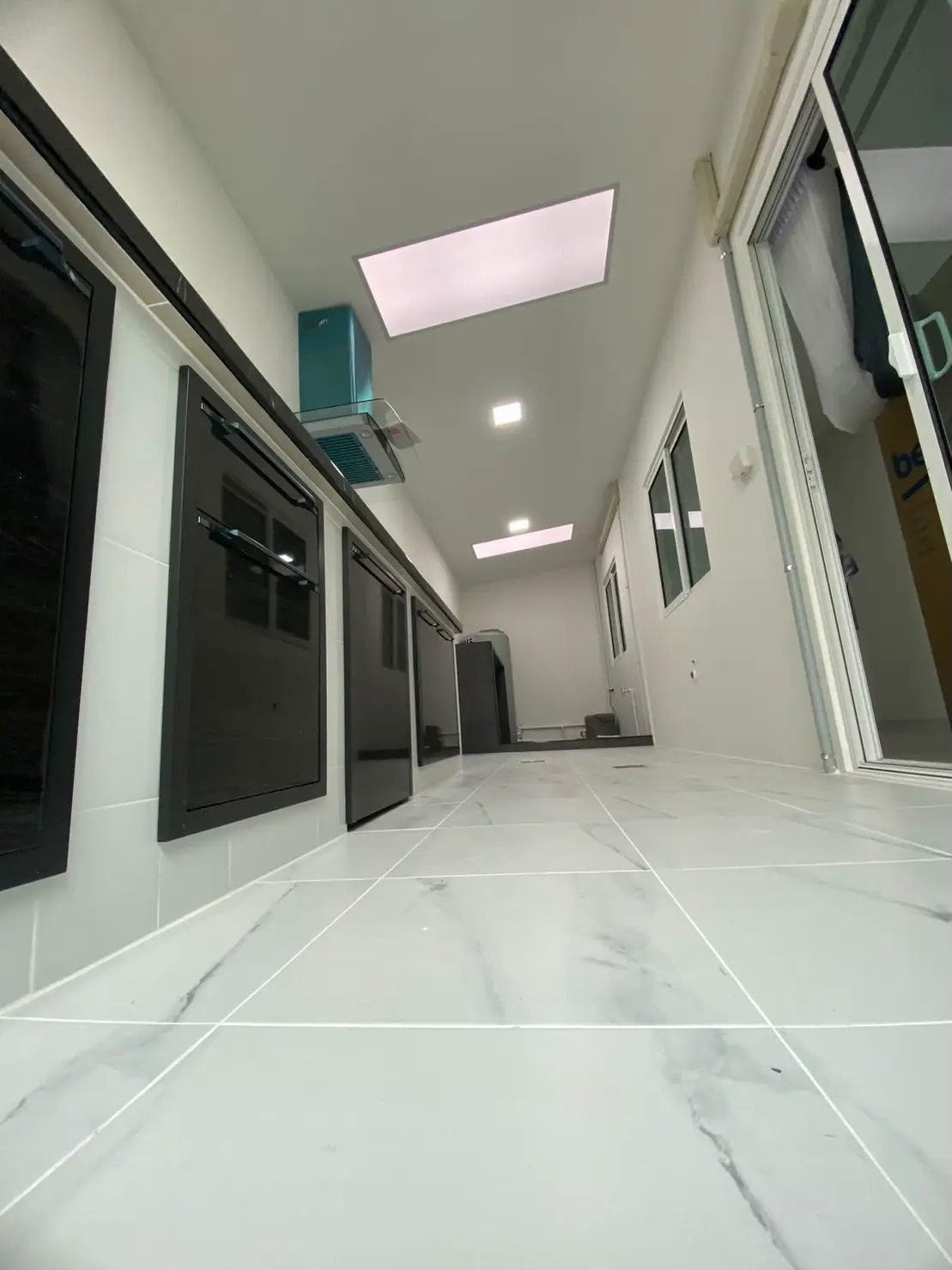 Myhome EP2 : ไอเดียต่อเติมครัว 🖤🤍 | แกลเลอรีที่โพสต์โดย ยัยเฟินรีวิว | Lemon8