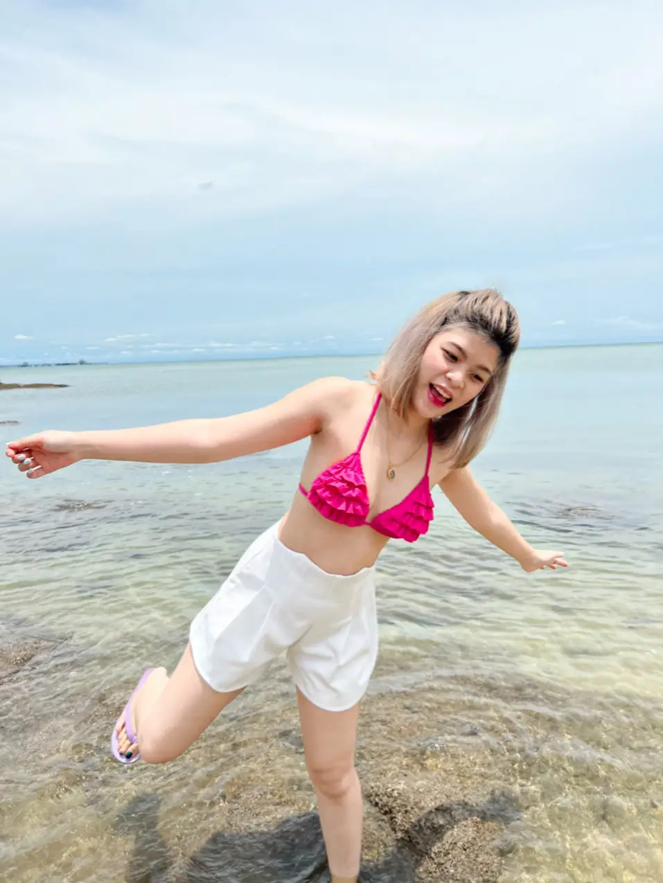 ลุคไปทะเล บิกินี่ Bikini เบาๆไม่โดนดุ 👙🌤️ | แกลเลอรีที่โพสต์โดย Snook🎱 | Lemon8