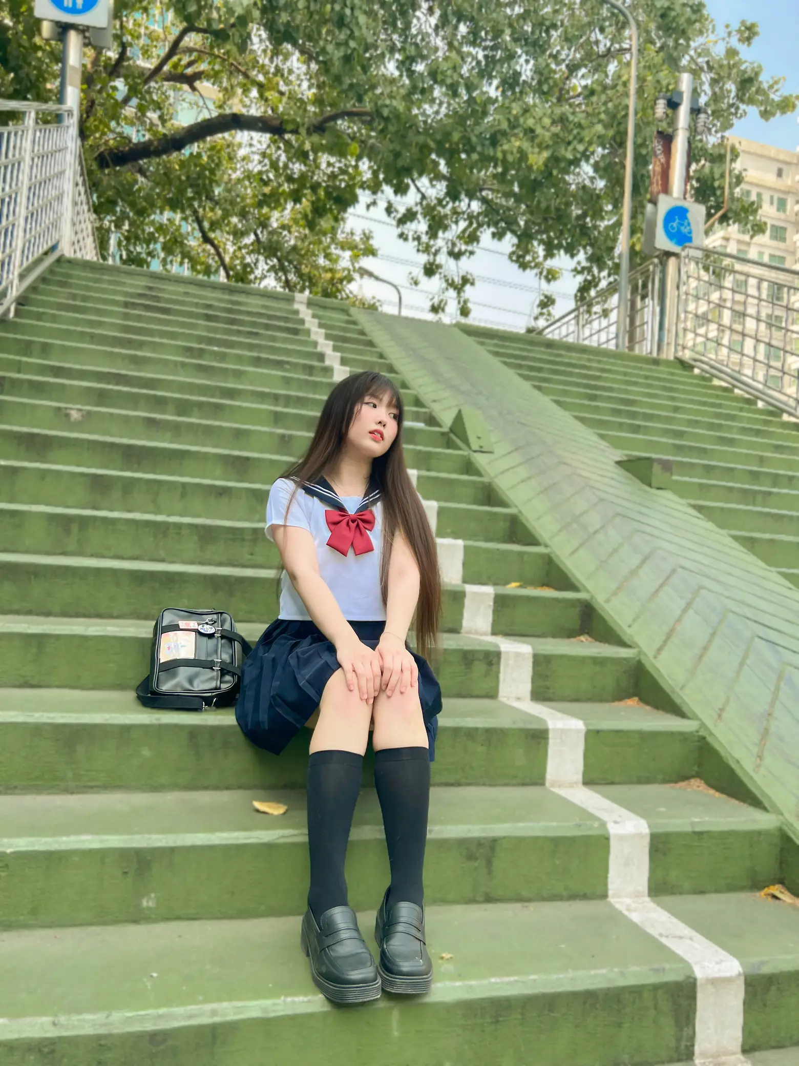 แต่งตัวเป็นนักเรียนญี่ปุ่น ไปถ่ายรูปกัน 🇯🇵⛩️ | แกลเลอรีที่โพสต์โดย Thursda.e | Lemon8