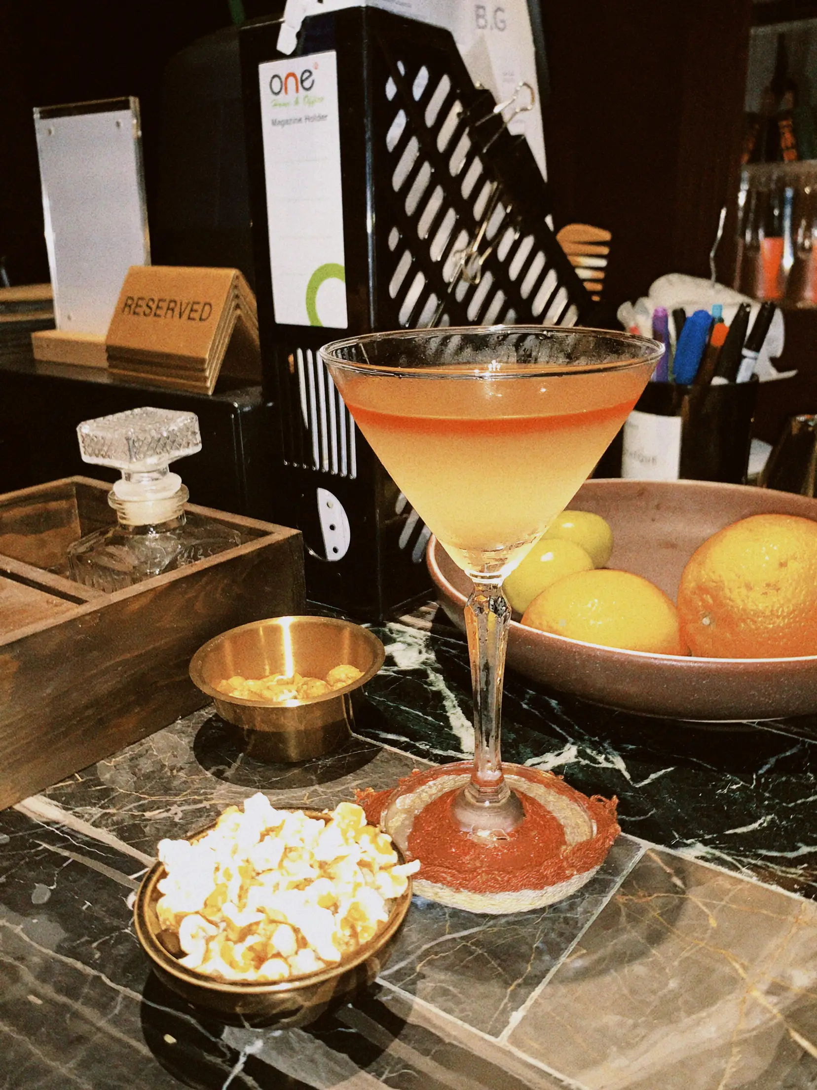 บาร์ลับซ่อนอยู่ในโรงแรม “The Key Room No.72 | แกลเลอรีที่โพสต์โดย มัมห ...