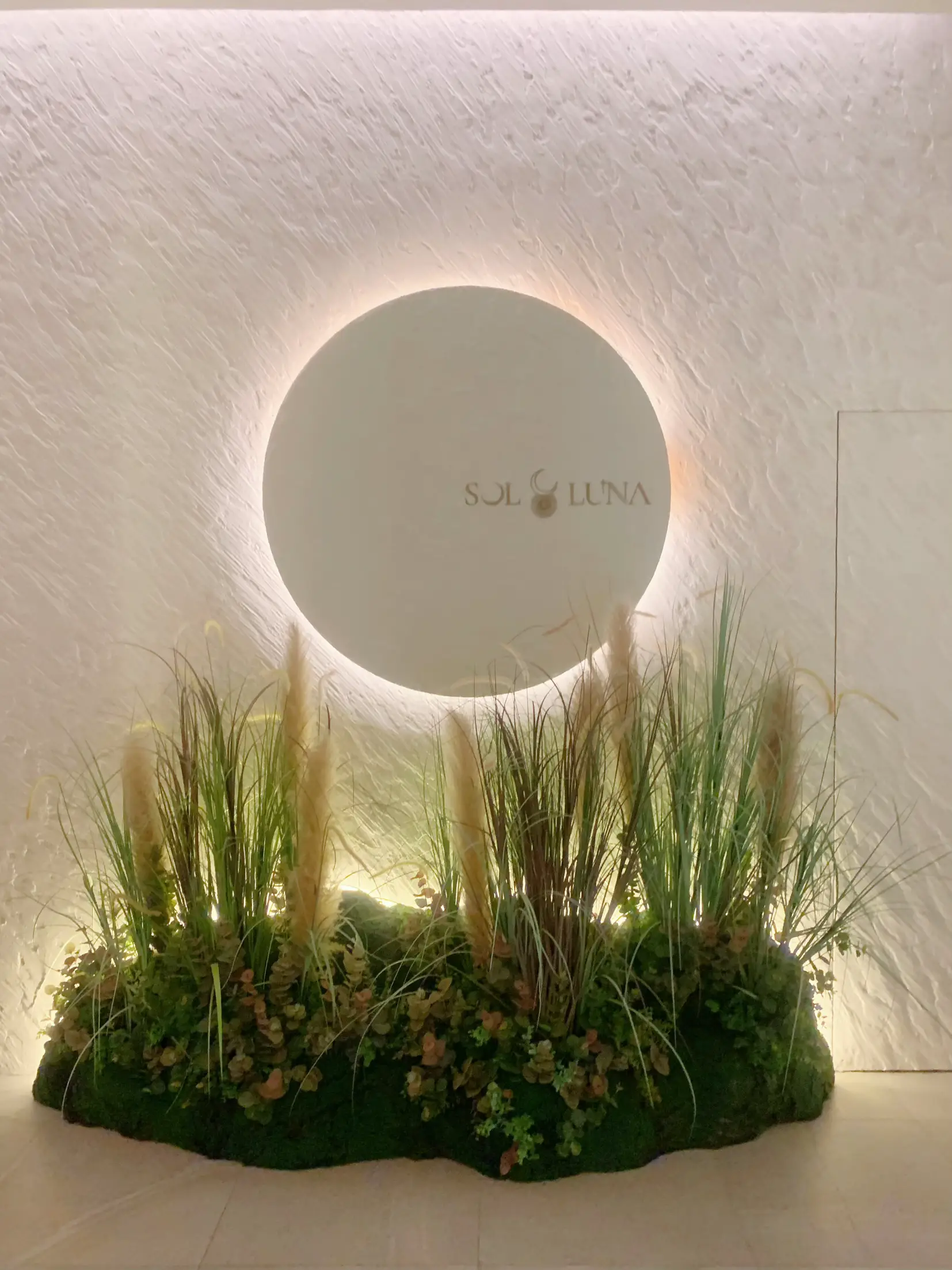 SOL & LUNA BKK Romantic Atmosphere Rooftop Restaurant | Gallery posted ...
