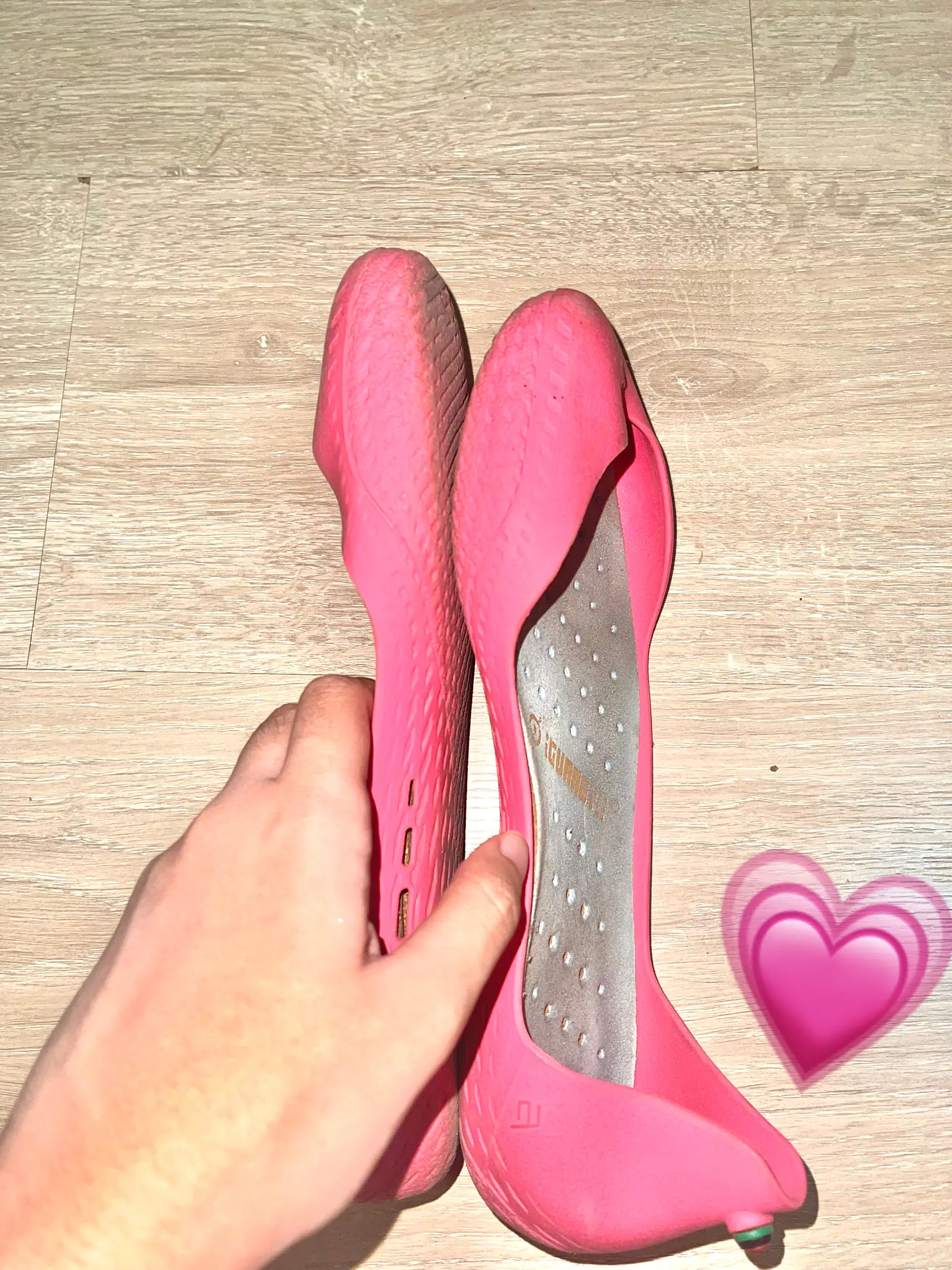 💗 พาส่องรองเท้าสุดแปลก จากแบรนด์ iguaneye | แกลเลอรีที่โพสต์โดย 〰️ninanvee🫧 | Lemon8