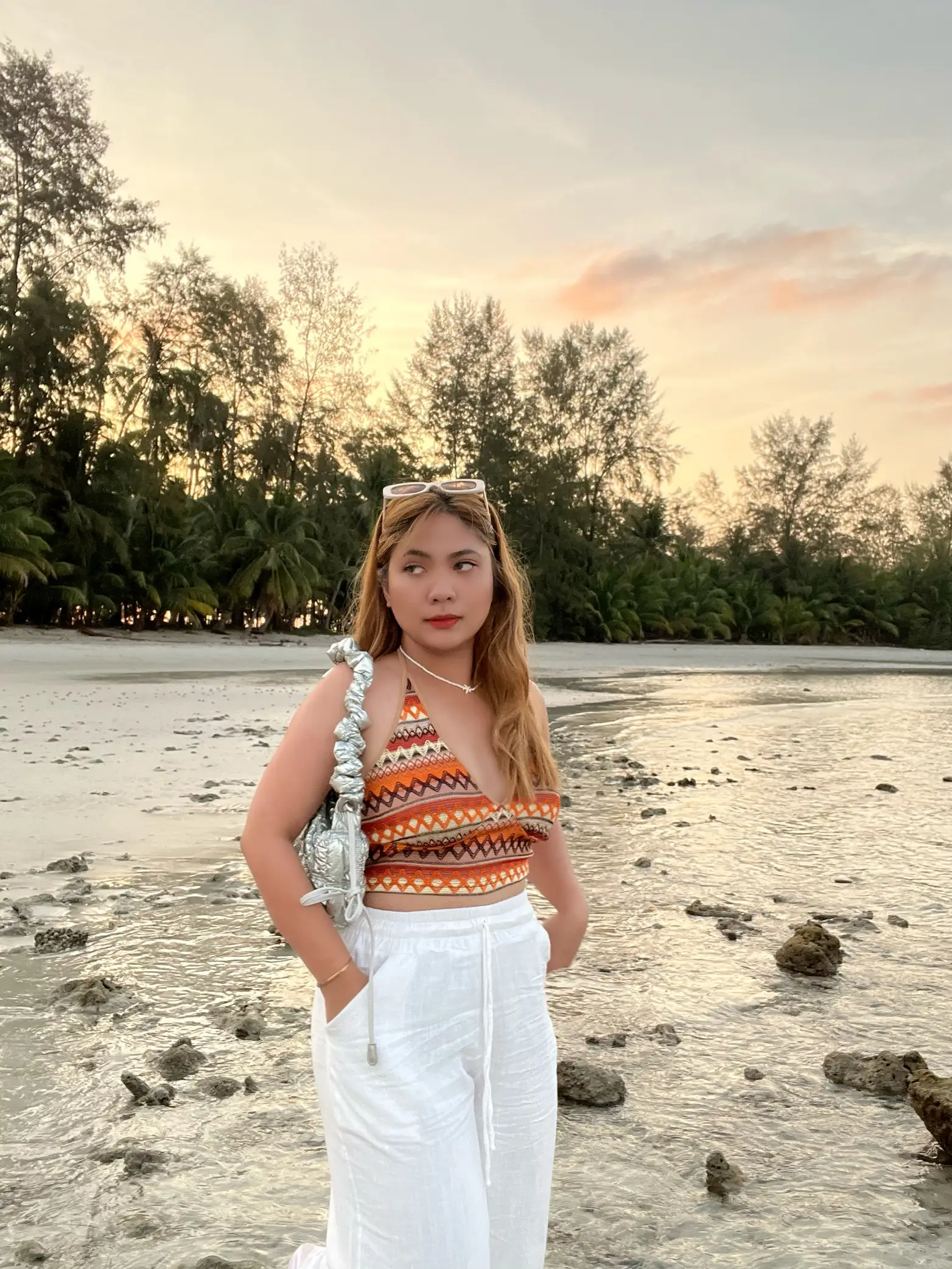 Summer Look ง่ายๆ ริมทะเล 👙🏝️ | แกลเลอรีที่โพสต์โดย Natt nisarat | Lemon8