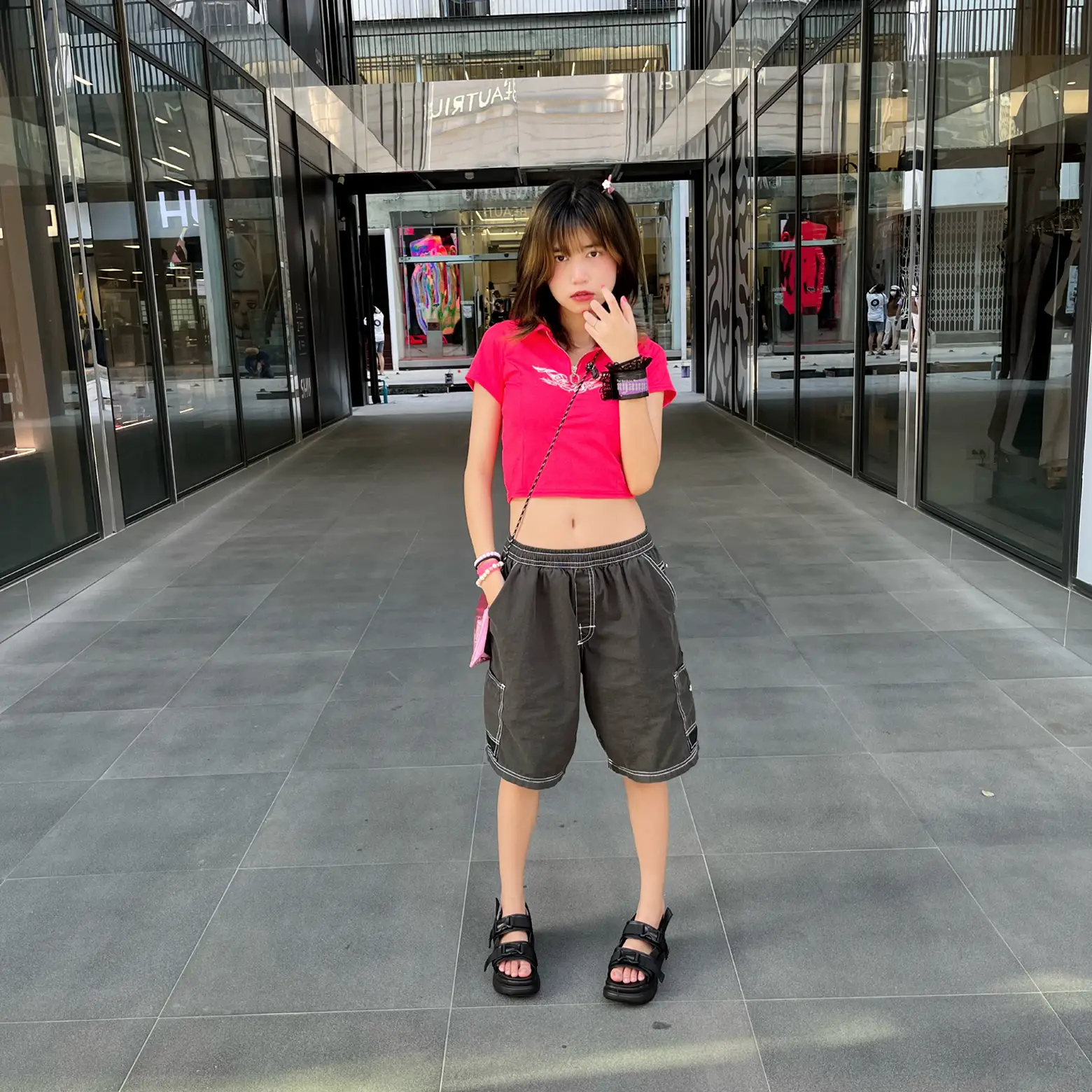 พามาถ่ายรูปสยามมุมใหม่! 🫧 | แกลเลอรีที่โพสต์โดย IIVY B | Lemon8