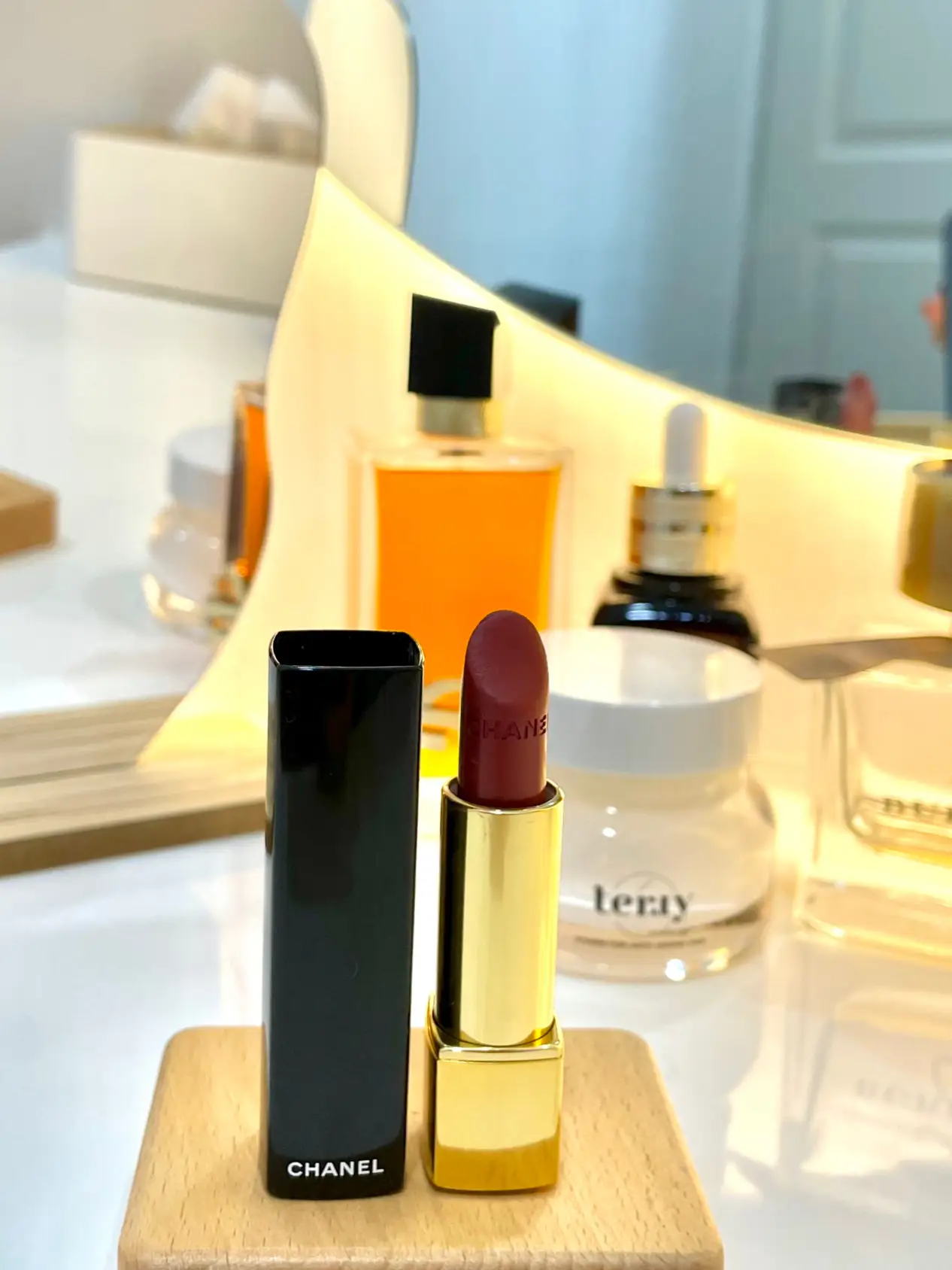 RED CHANEL ALLURE #211 SUBTILE | Gallery posted by Stockhome | Lemon8