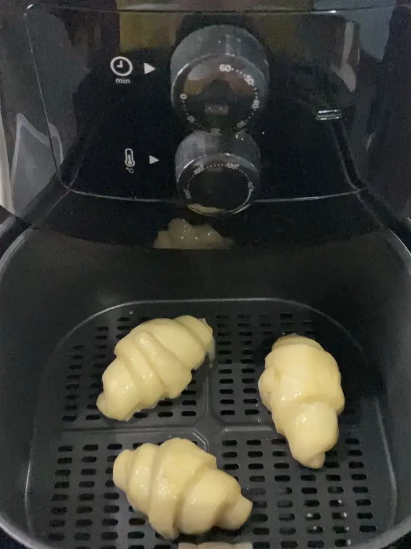 มินิครัวซองจาก แมคโคร | แกลเลอรีที่โพสต์โดย Ja_Aoh ® | Lemon8