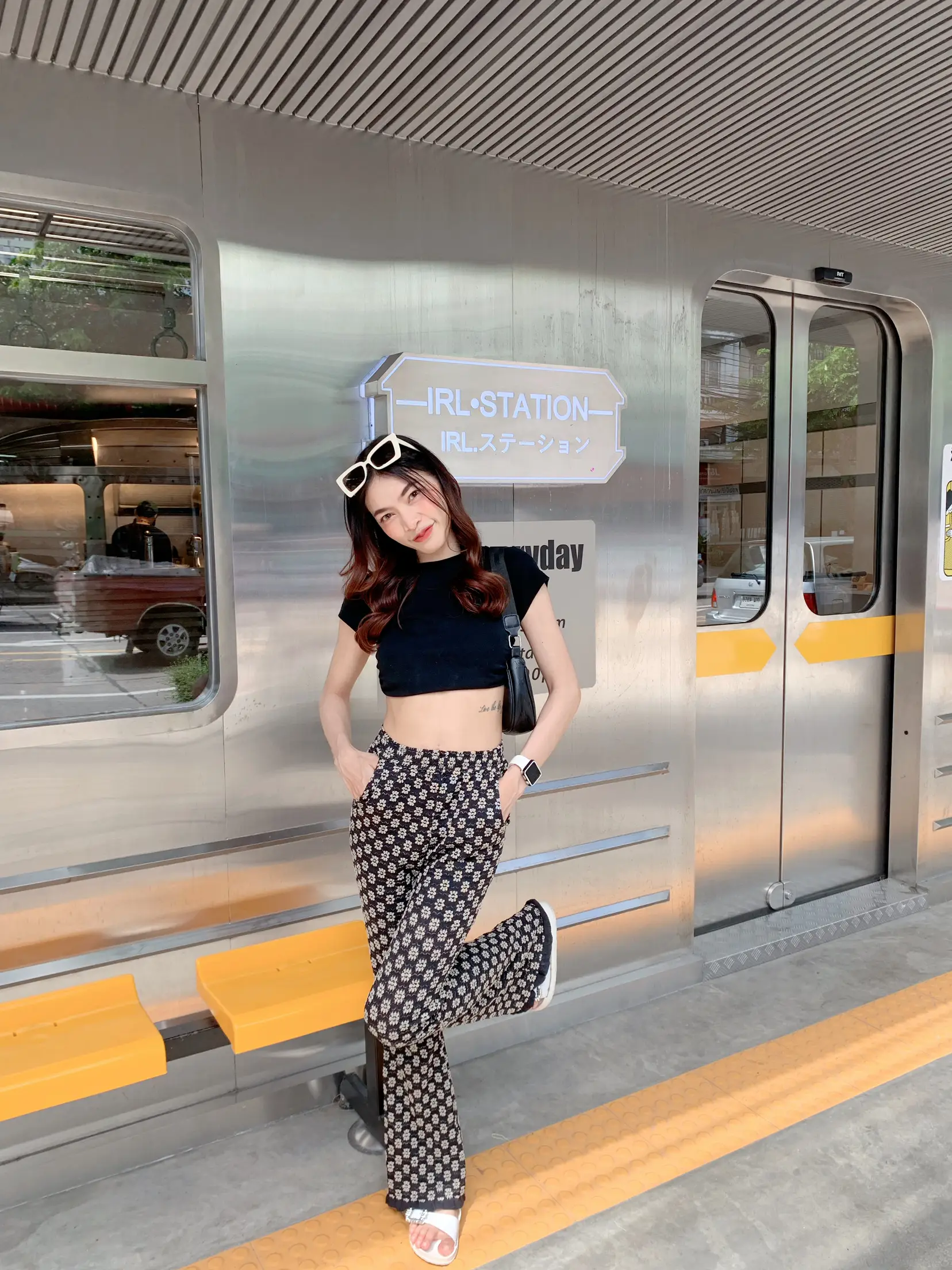 คาเฟ่รถไฟญี่ปุ่น🇯🇵 Next station อุดมสุข🚉 | แกลเลอรีที่โพสต์โดย Pornchita | Lemon8