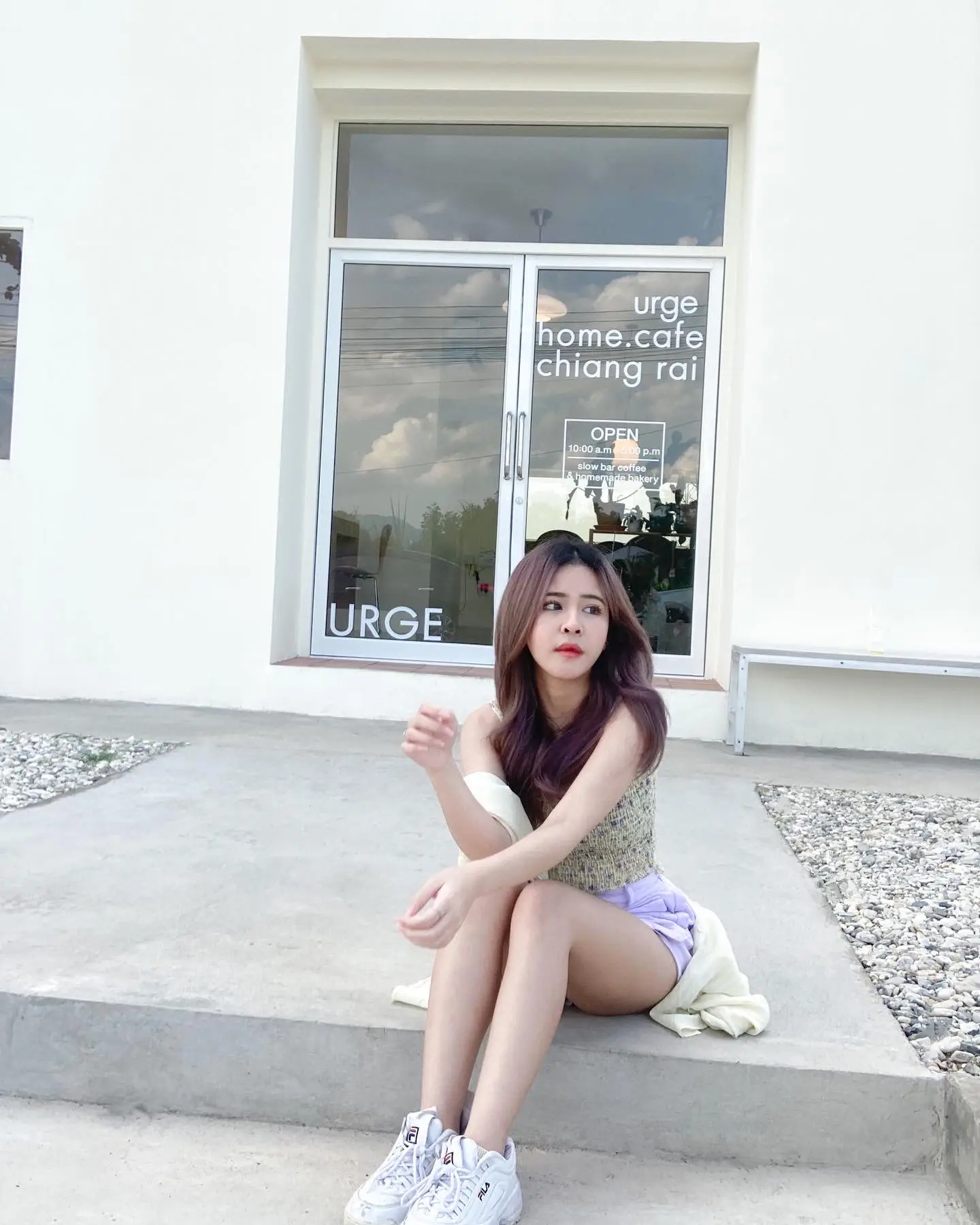 โพสต์ท่านั่งโกงความสูง ฉบับสาวตัวเล็ก 152 cm | แกลเลอรีที่โพสต์โดย Beautysweeties | Lemon8