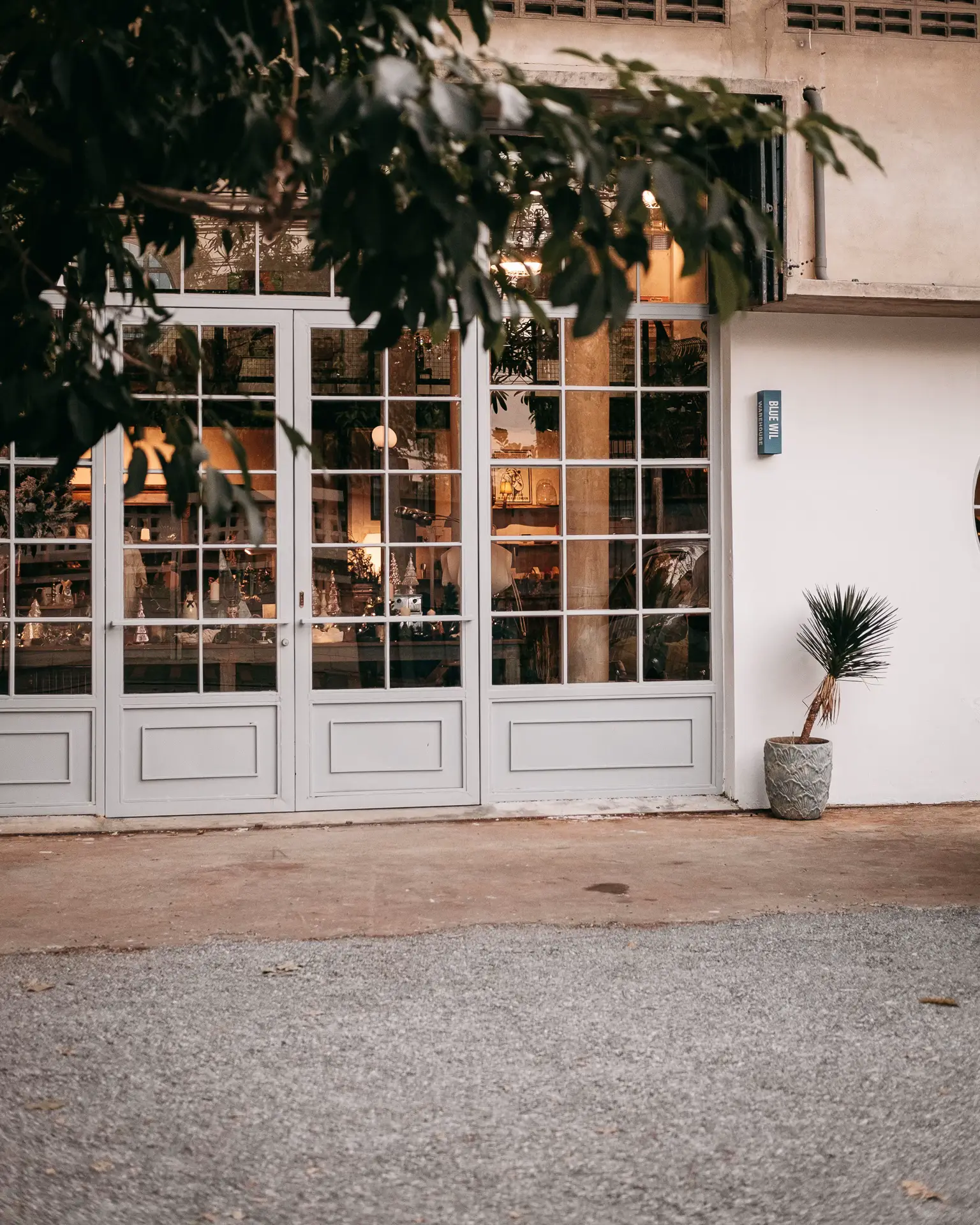 OOOZ.Cafe คาเฟ่ไซส์เล็ก บรรยากาศโทนอุ่นๆ ย่านอุดมสุข | แกลเลอรีที่โพสต์ ...