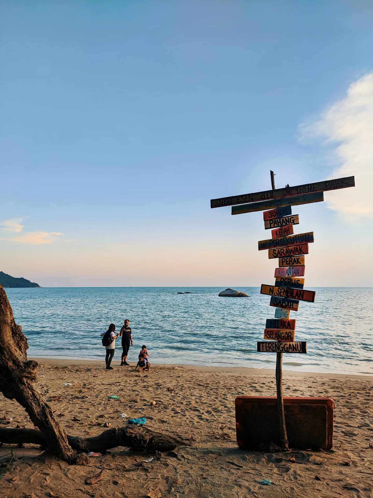 Pantai Esen - Pantai 'Tersembunyi' di Penang! 🇲🇾 | Galeri disiarkan oleh Hazwan Hafiz | Lemon8