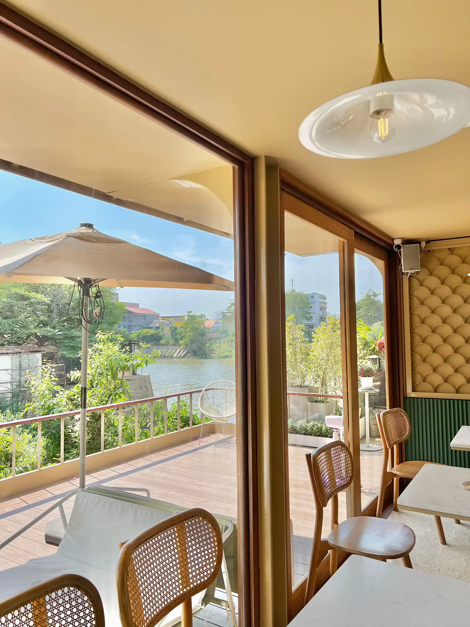 คาเฟ่เอิร์ธโทนเอิร์ธใจ🌼🪴 | TEWA CAFE AYUTTHAYA 🍰🍪 | แกลเลอรีที่โพสต์โดย ...