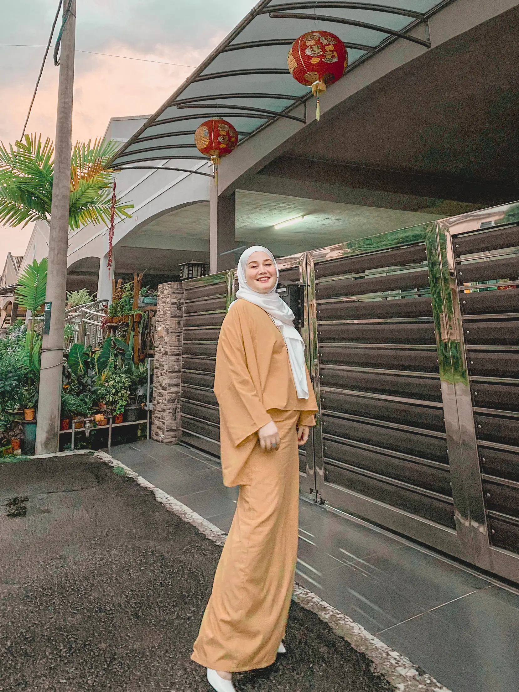 SIMPLE POSES FOR HARI RAYA | Galeri disiarkan oleh ぅがぉぎ 🕊️ | Lemon8
