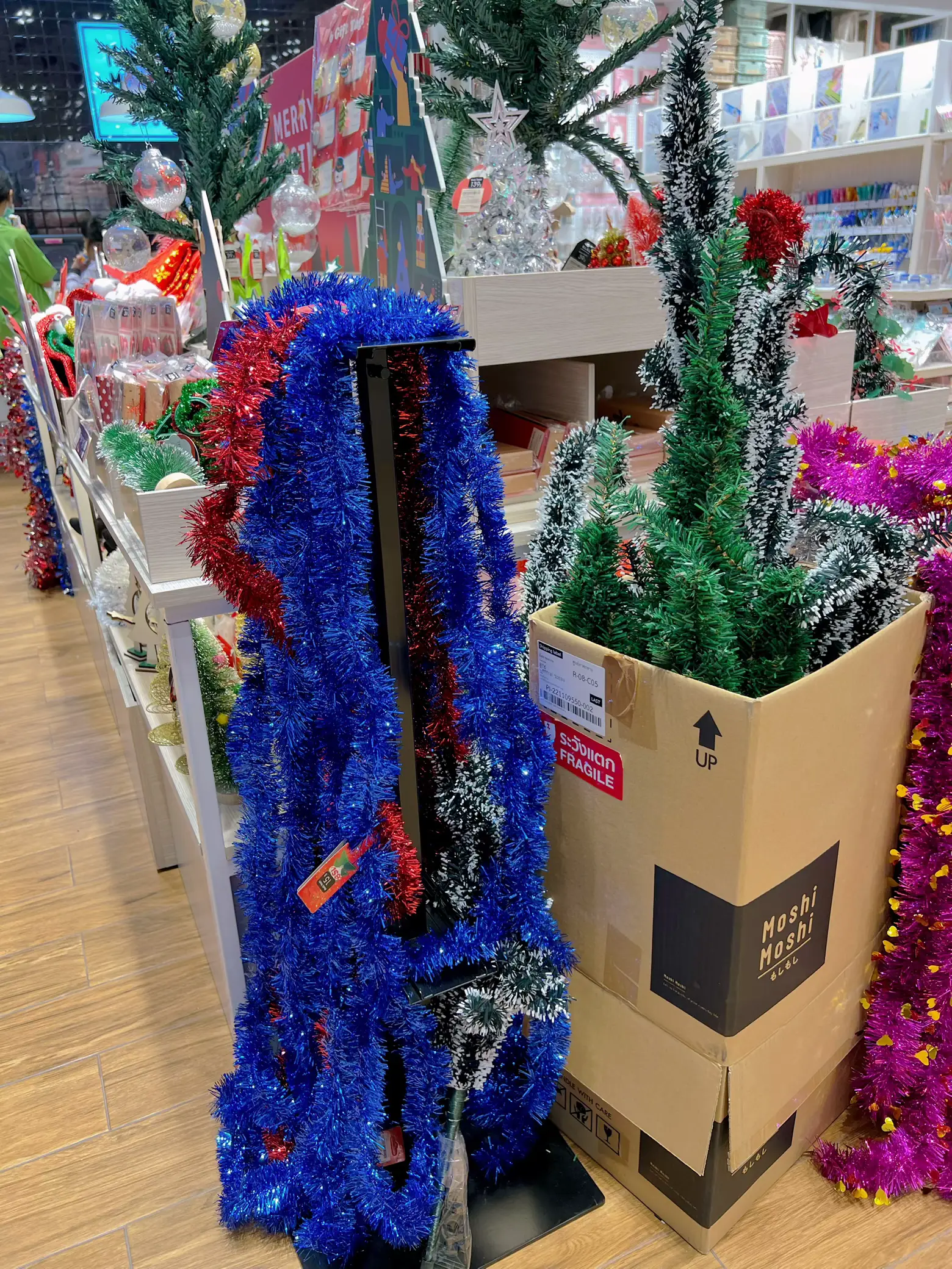 รวมของตกแต่งวันคริสต์มาสจาก moshi moshi 🧤 | แกลเลอรีที่โพสต์โดย Ntm | Lemon8