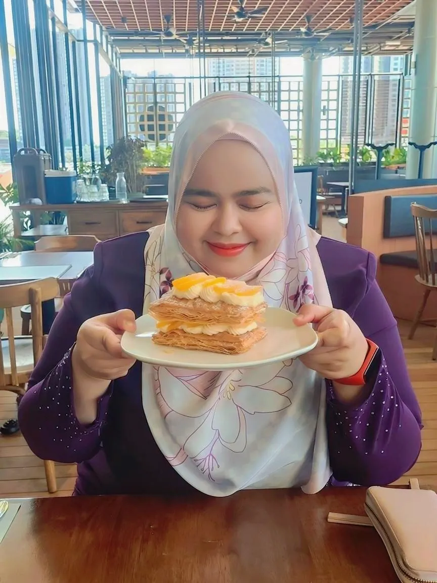 PEACH STRUDLE AGAIN AND AGAIN🤣 | Galeri disiarkan oleh nfmr | Lemon8