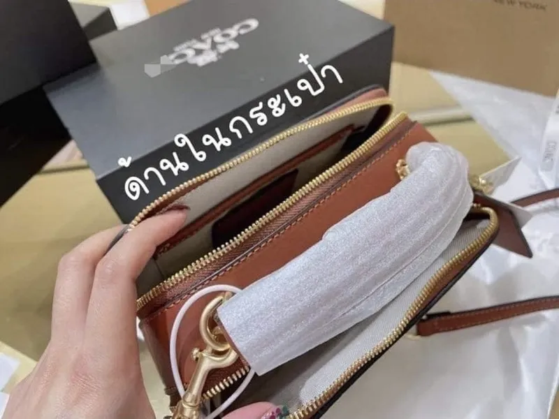 💞 สวยสุดปัง ถูกใจสาวๆ กระเป็าสะพายข้าง Coach | แกลเลอรีที่โพสต์โดย ...