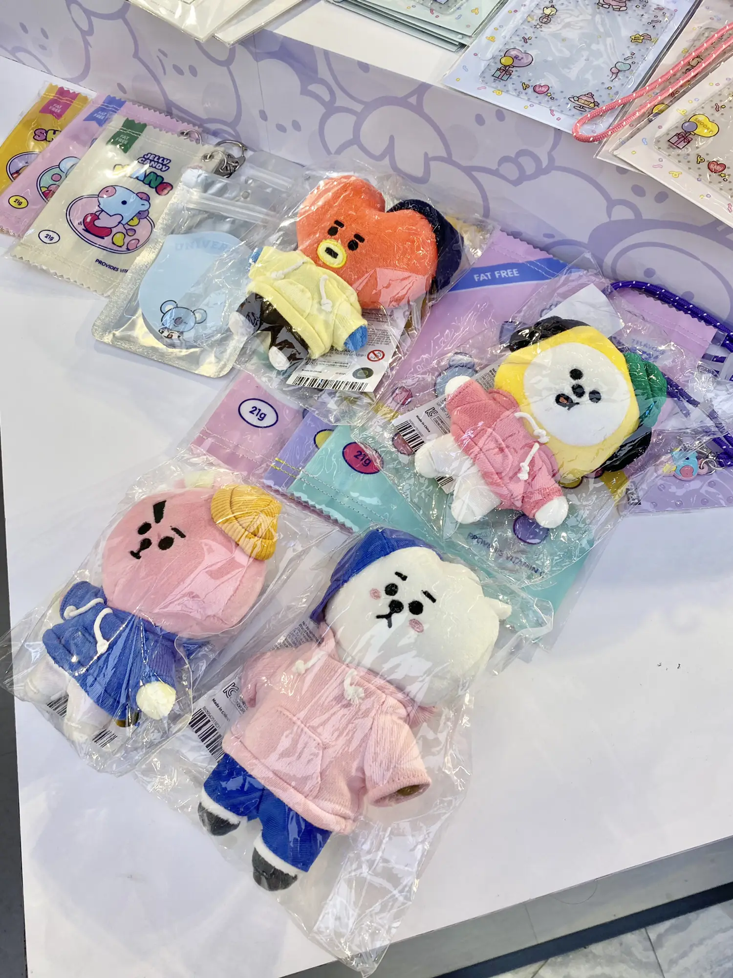 รีบไปก่อนปิด! BT21 Pop up Store | แกลเลอรีที่โพสต์โดย Jellyjan | Lemon8
