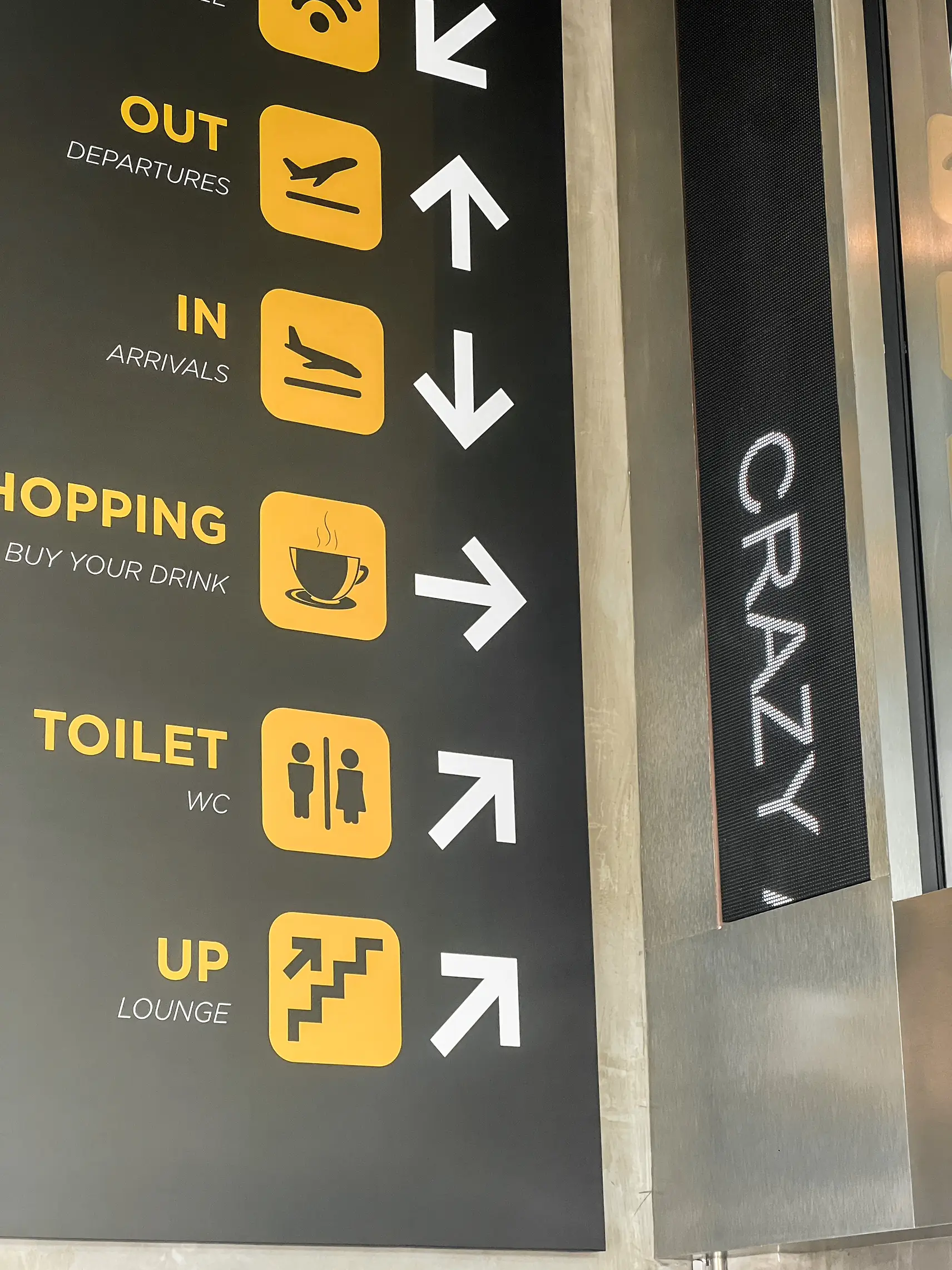 ค่าเฟ่ล้ำๆ ของคนล้ำๆ Craze cafe | แกลเลอรีที่โพสต์โดย MAC | Lemon8