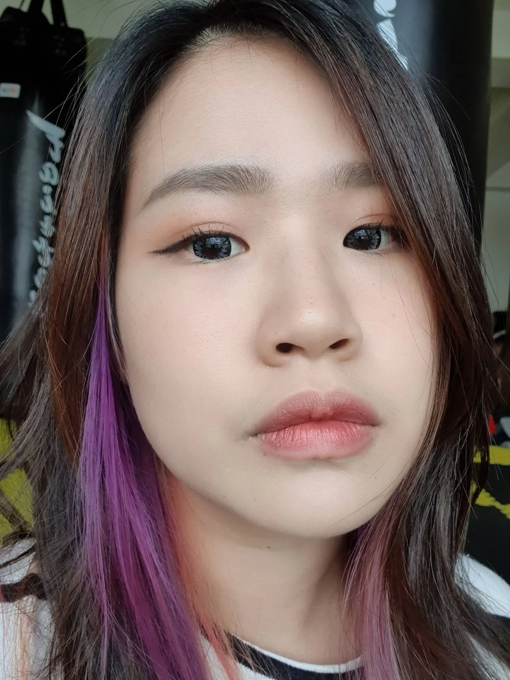 อายไลนเนอร์เนื้อเจลนุ่มๆจาก Mee | แกลเลอรีที่โพสต์โดย SHEEN | Lemon8