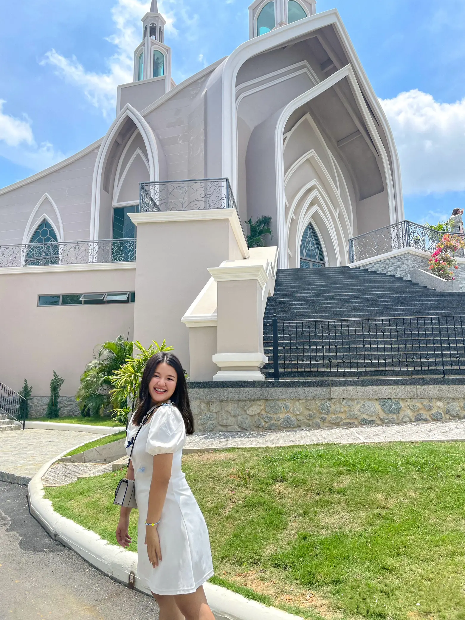 สถานที่พักและถ่ายรูป สัตหีบ ชลบุรี 📷 | แกลเลอรีที่โพสต์โดย Fern Kanthima 🕊 | Lemon8