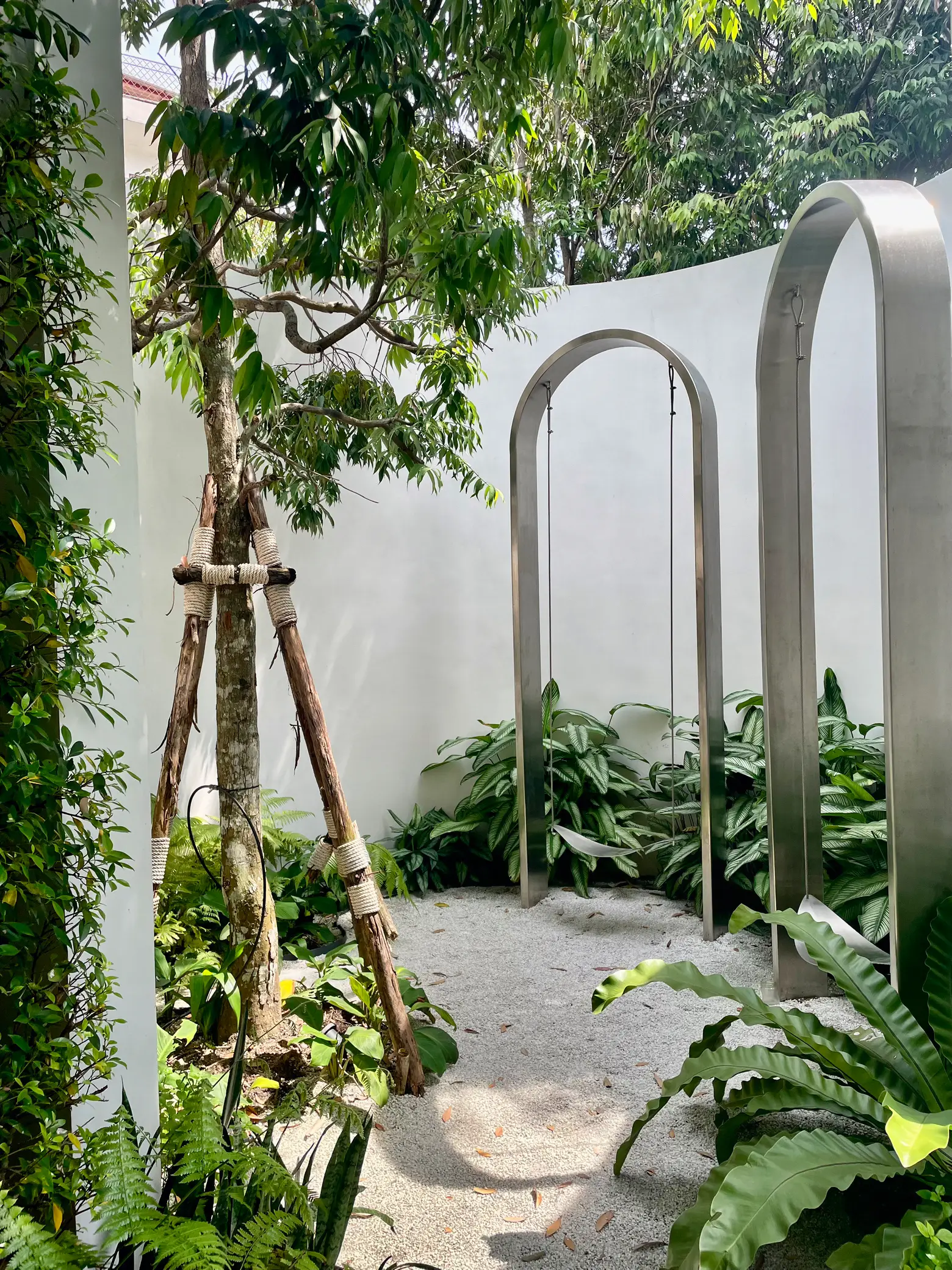 Mindscape Cafe by Bottomless ☕️ | แกลเลอรีที่โพสต์โดย Anutuem | Lemon8