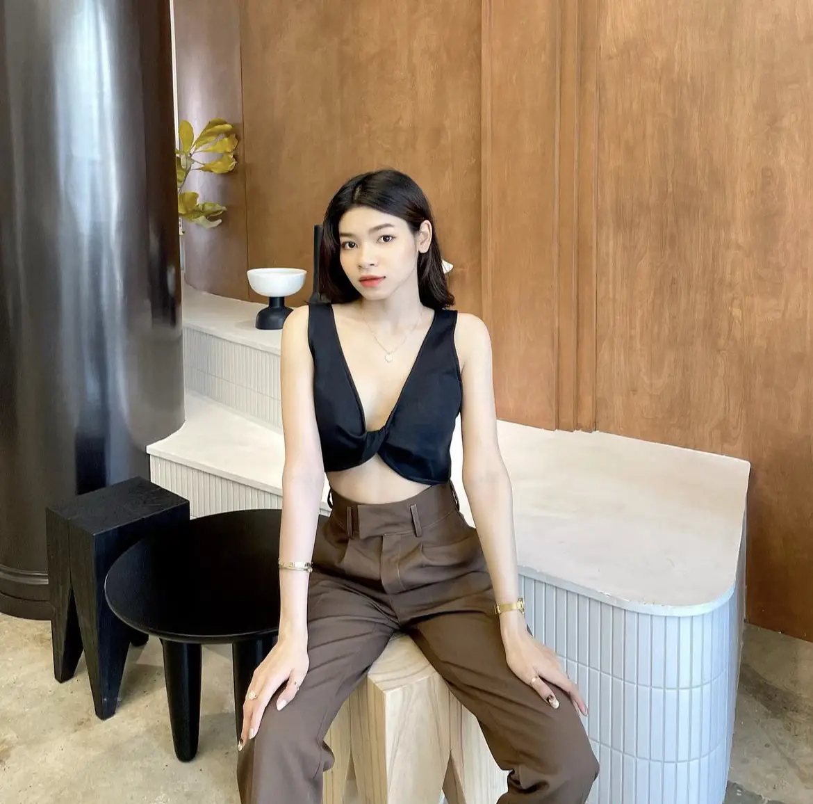 OOTD Look dinner 👡🥂 | แกลเลอรีที่โพสต์โดย Skyy ꕀ | Lemon8