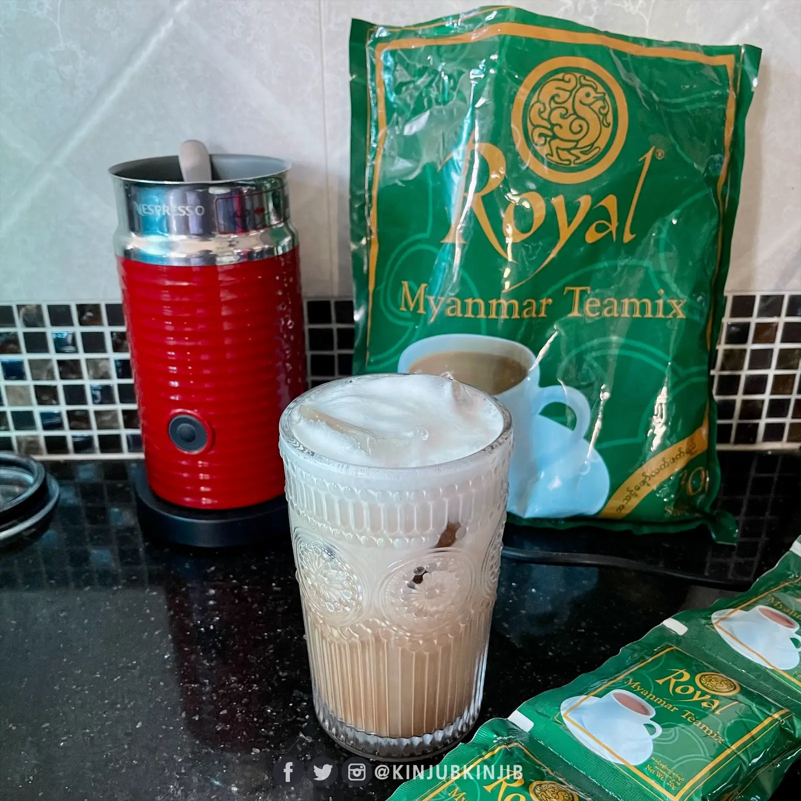 ใครเคยกินชาพม่าในตำนานตัวนี้บ้าง อร่อยโคตรๆ Must-Try!! | แกลเลอรีที่โพสต์โดย kinjubkinjib | Lemon8