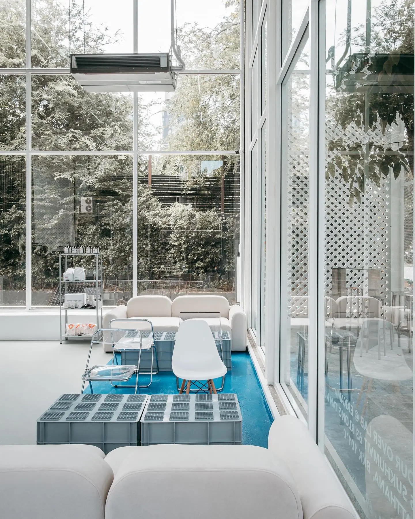 Pour over lab แล็บกาแฟชื่อดัง เปิดสาขา 7 ที่เอกมัย | แกลเลอรีที่โพสต์ ...