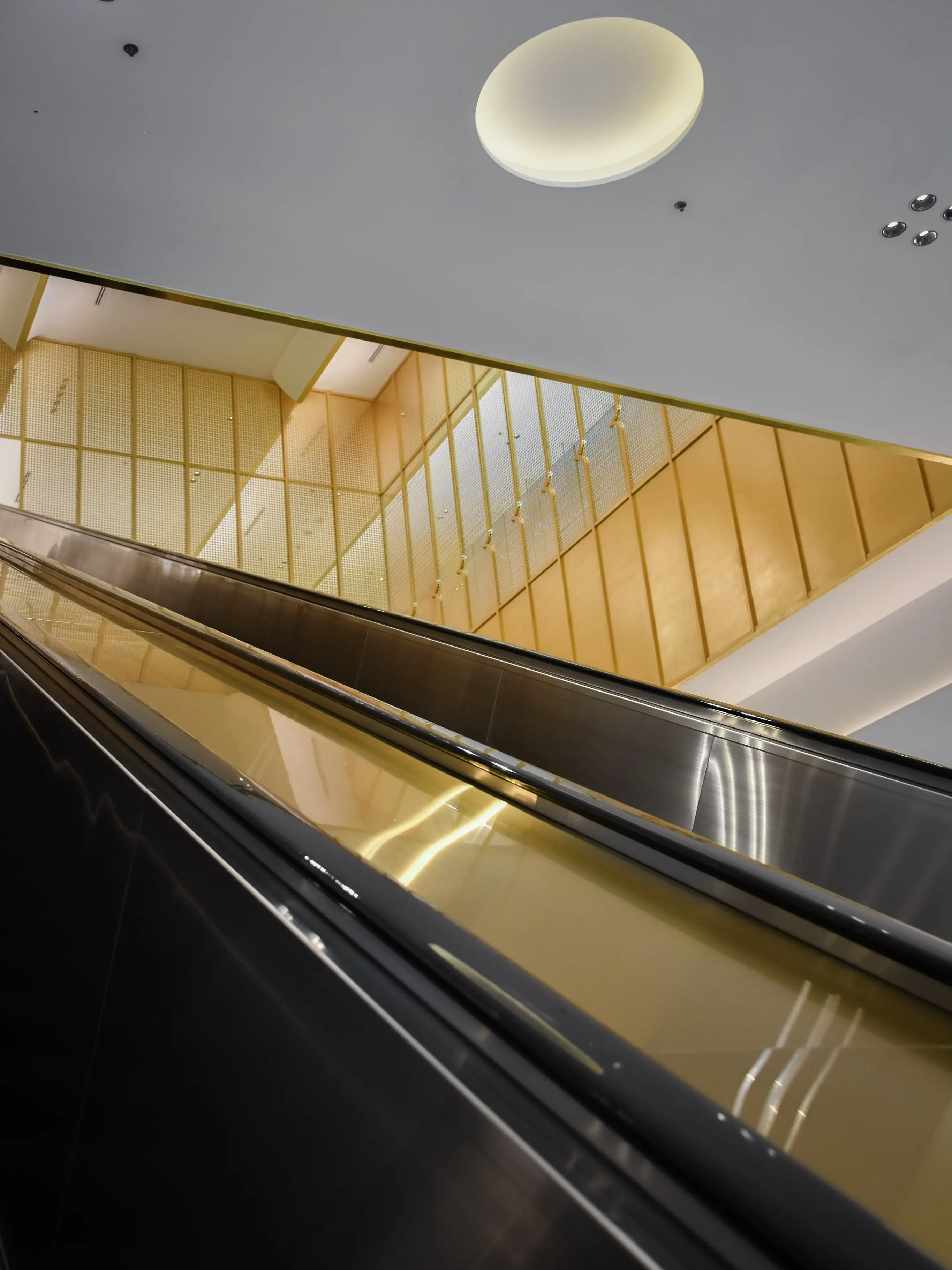 สายถ่ายรูปทำคอนเท้นต์ห้ามพลาด location นี้! | แกลเลอรีที่โพสต์โดย ISAYWORK | Lemon8