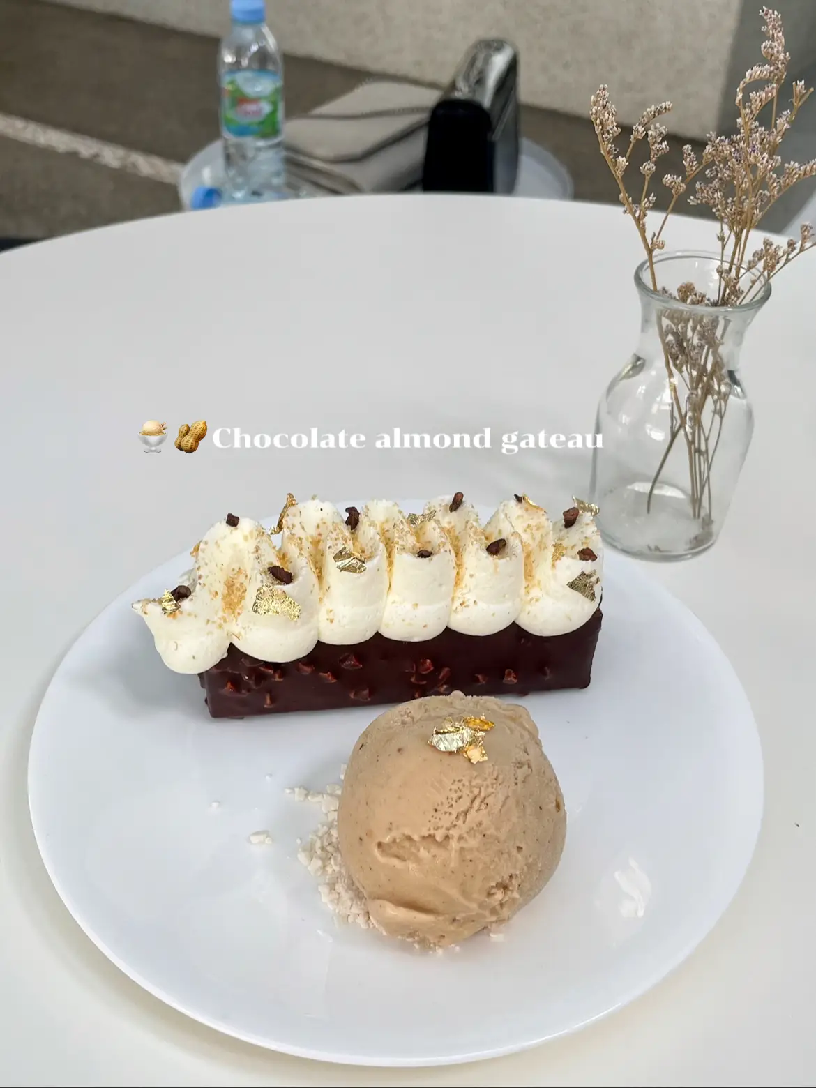 LAY LOW | คาเฟ่ไอศกรีมเปิดใหม่ย่านประชาชื่น🍦🌟 | แกลเลอรีที่โพสต์โดย ingingg | Lemon8