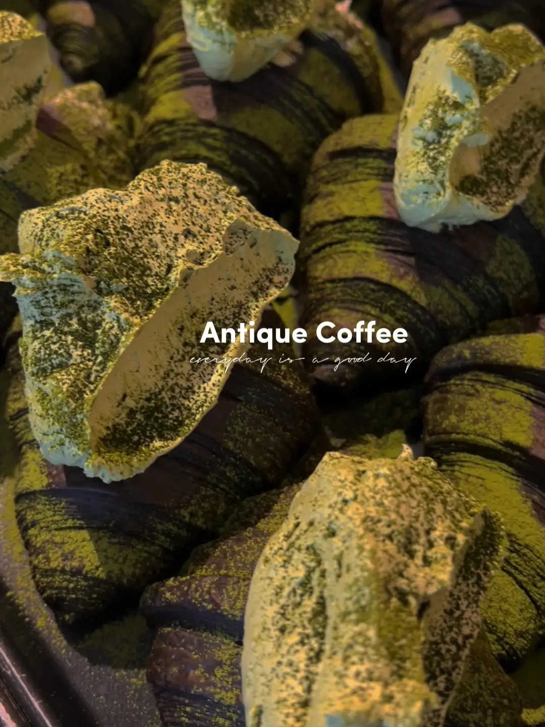 คาเฟ่เกาหลี : Antique Coffee Yeonnam Branch | วิดีโอที่เผยแพร่โดย JJøÿ ...