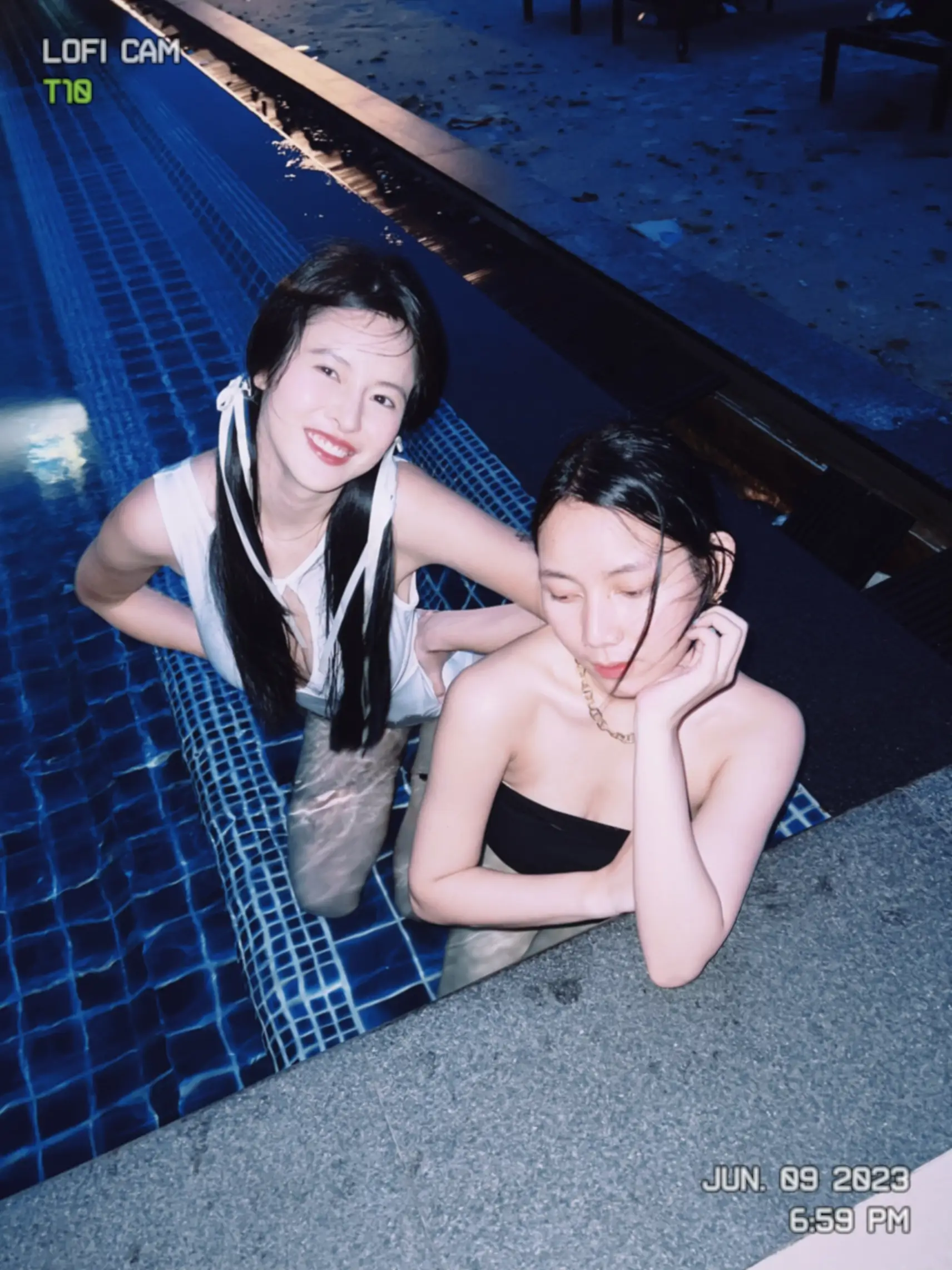 Film Camera App Chinese Girl Fuse Night Shoot Super Bang Picture 📷 | Gallery posted by Nicha ...