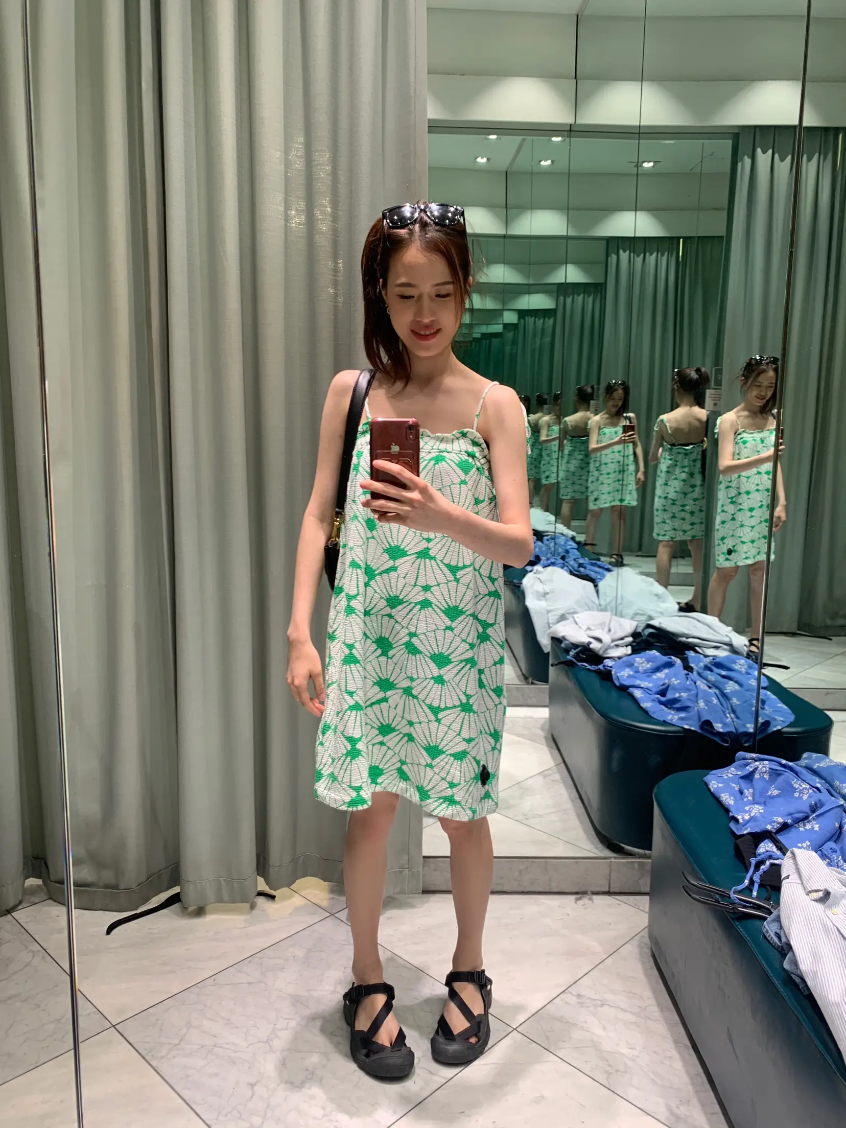 Outfit Summer | try on เดรสต้อนรับซัมเมอร์ h&m 🌞 | แกลเลอรีที่โพสต์โดย eiwweaver | Lemon8