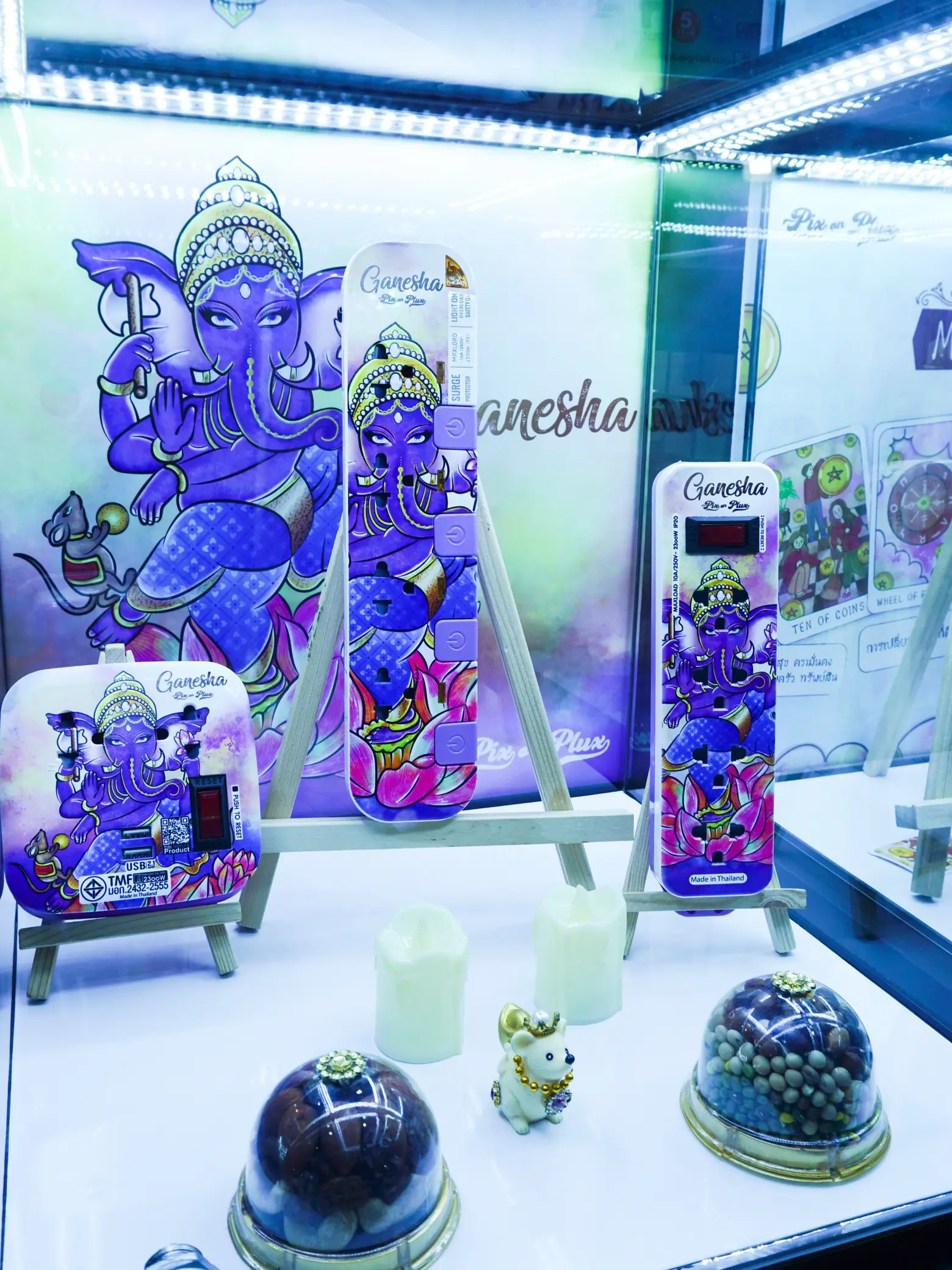 ปลั๊กไฟแบรนด์คนไทย สั่งทำลวดลายได้ตามใจ | แกลเลอรีที่โพสต์โดย May SJ | Lemon8