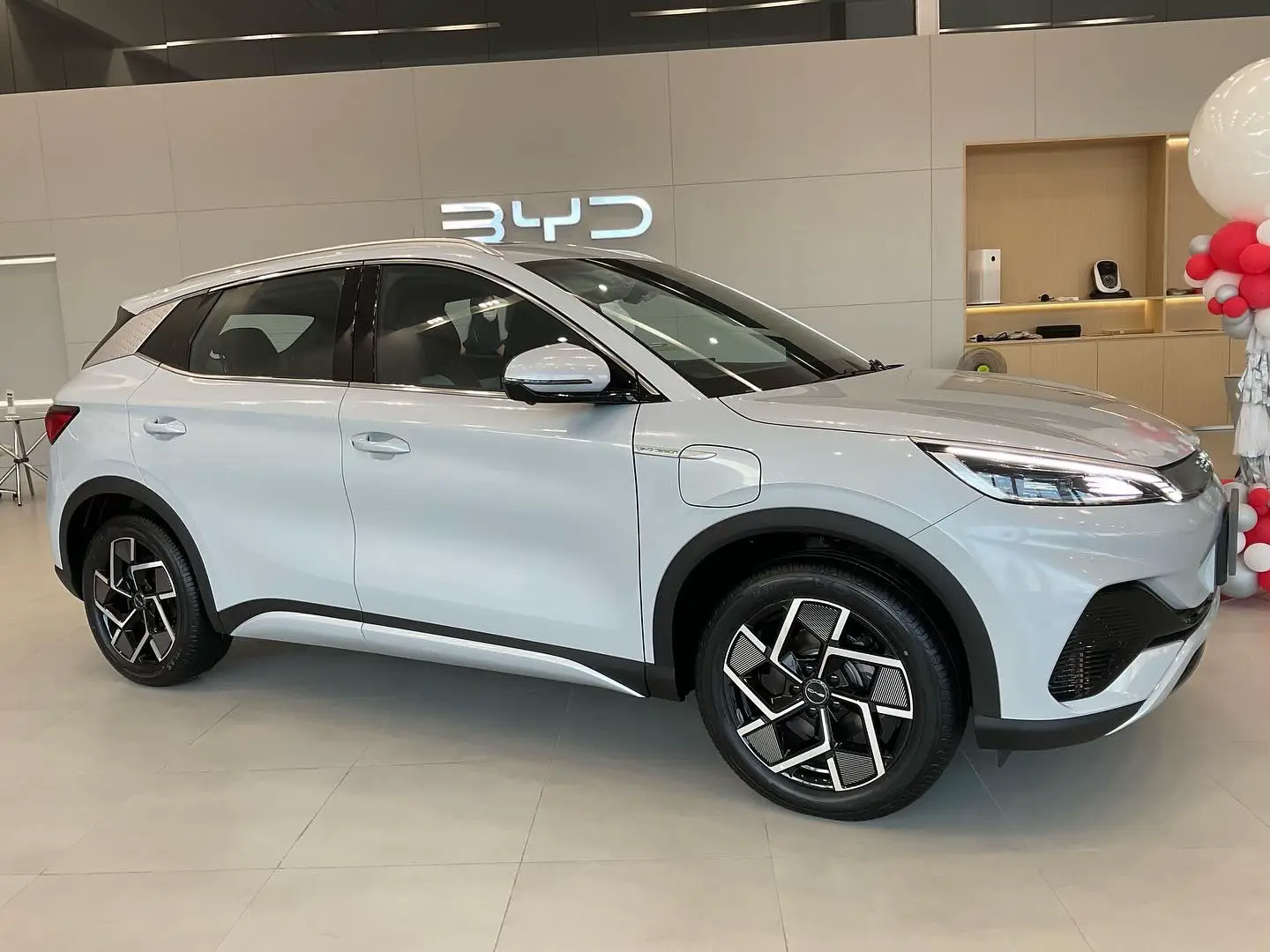 รถยนต์ EV BYD ATT03 กระแสกำลังมาแรง | แกลเลอรีที่โพสต์โดย Wass | Lemon8