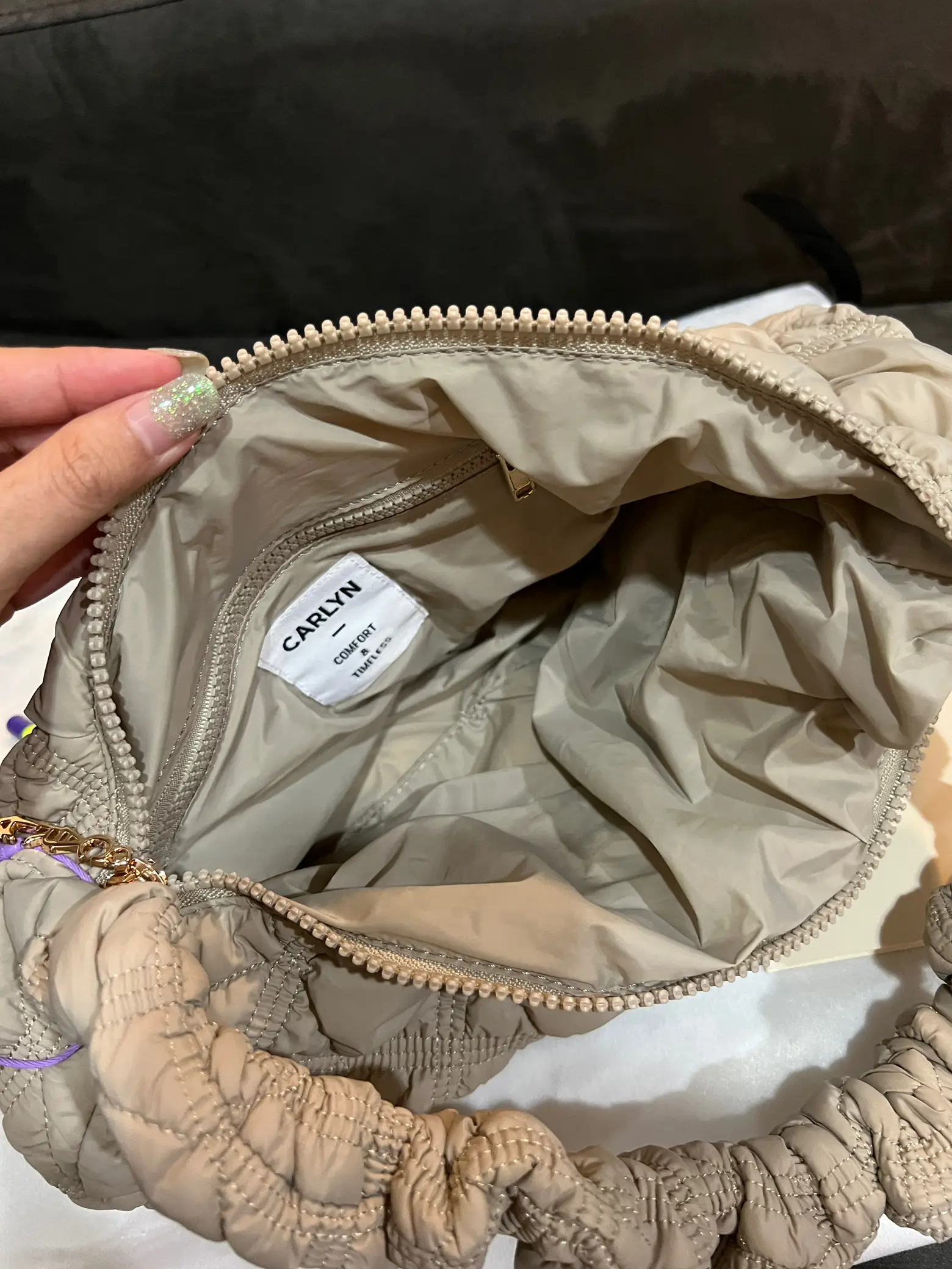 รีวิว Carlyn Cozy Bag - EP.3 💗 | แกลเลอรีที่โพสต์โดย nanan | Lemon8