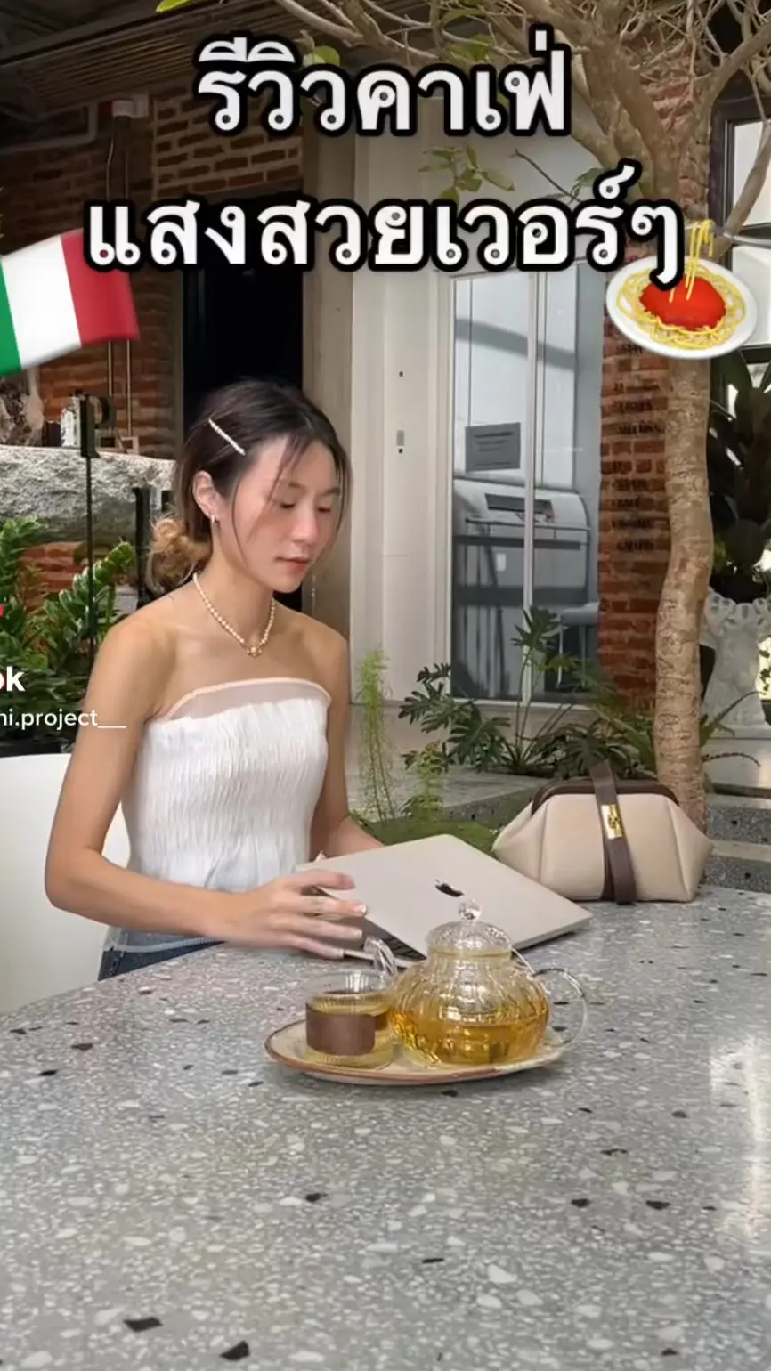 🇮🇹🍝🍕รีวิวคาเฟ่ แสงสวยที่สุดดด ! | วิดีโอที่เผยแพร่โดย 🍐⸝mini.project | Lemon8