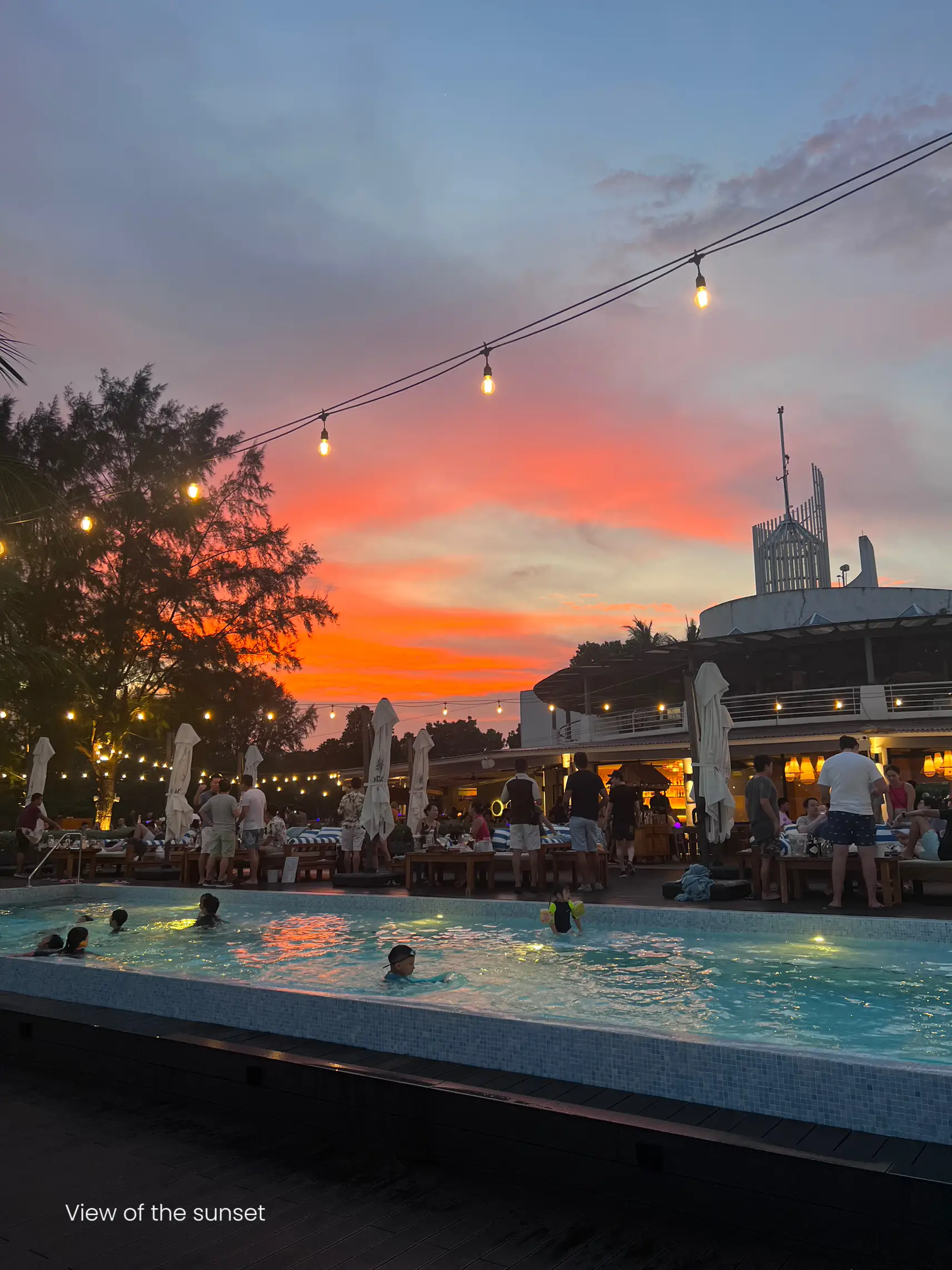 One of the Prettiest Places: Stella Seaside Lounge | Gallery posted by ...