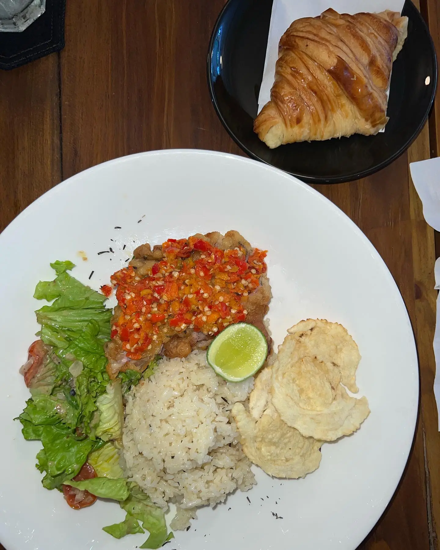 Solo ทริปบาหลี 🌊 | แกลเลอรีที่โพสต์โดย watch me ney ne | Lemon8