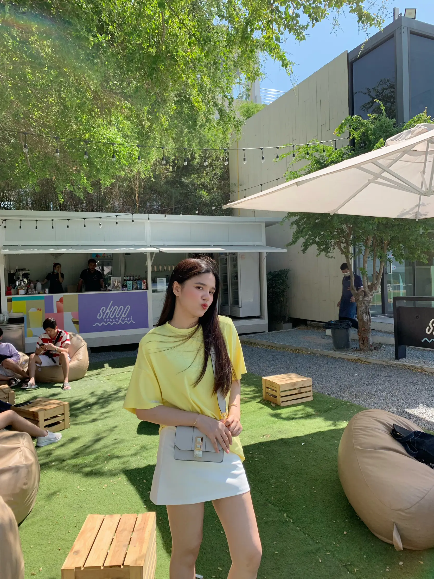NEW LOOK! คาเฟ่ริมชายหาด บรรยากาศสุดชิล วิวทะเลพาโนรามา | แกลเลอรีที่โพสต์โดย PairMai | Lemon8
