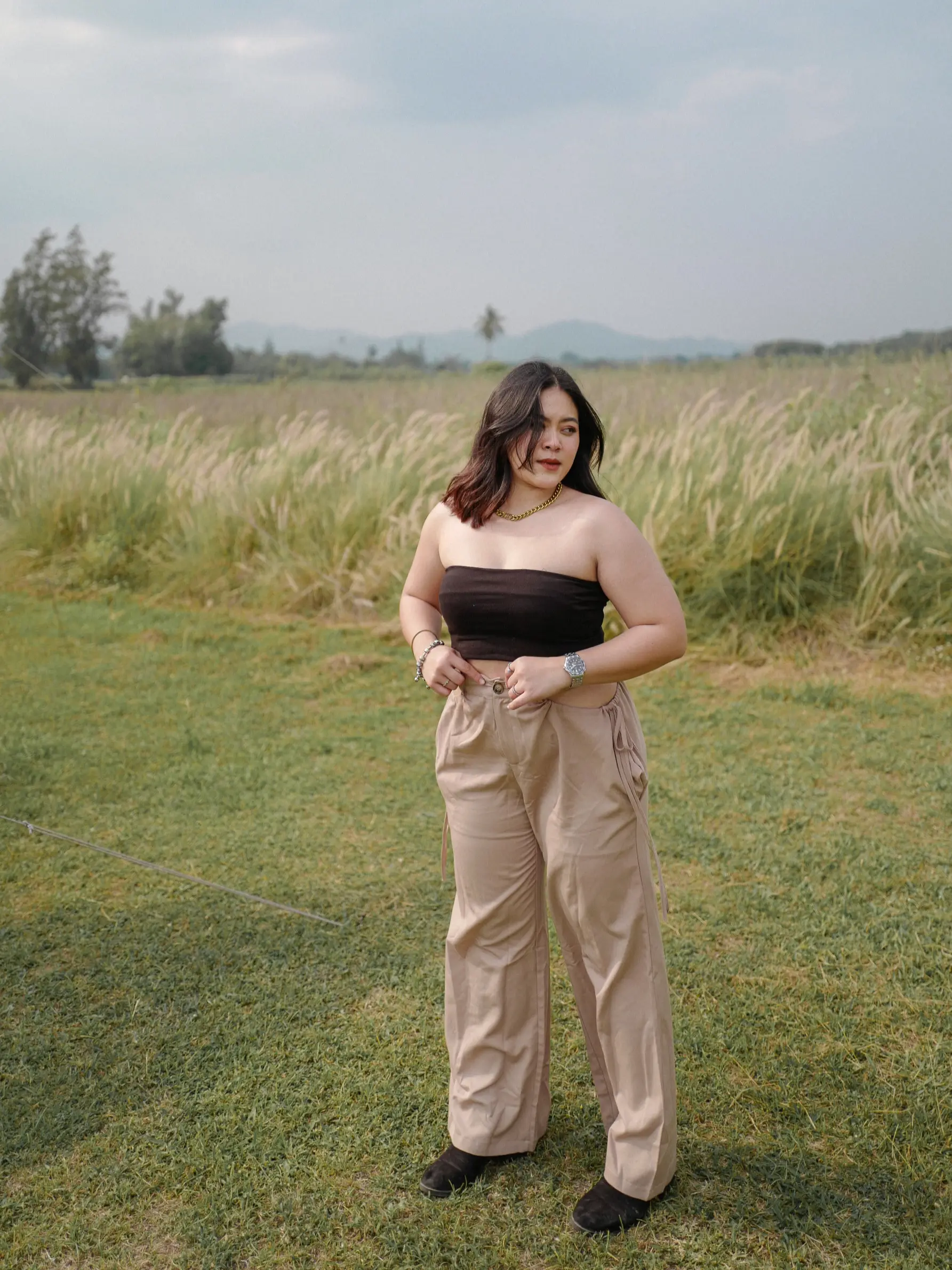 พาส่องoutfitถ่ายรูปแบบcamping gal 🏕 | แกลเลอรีที่โพสต์โดย meeneem | Lemon8