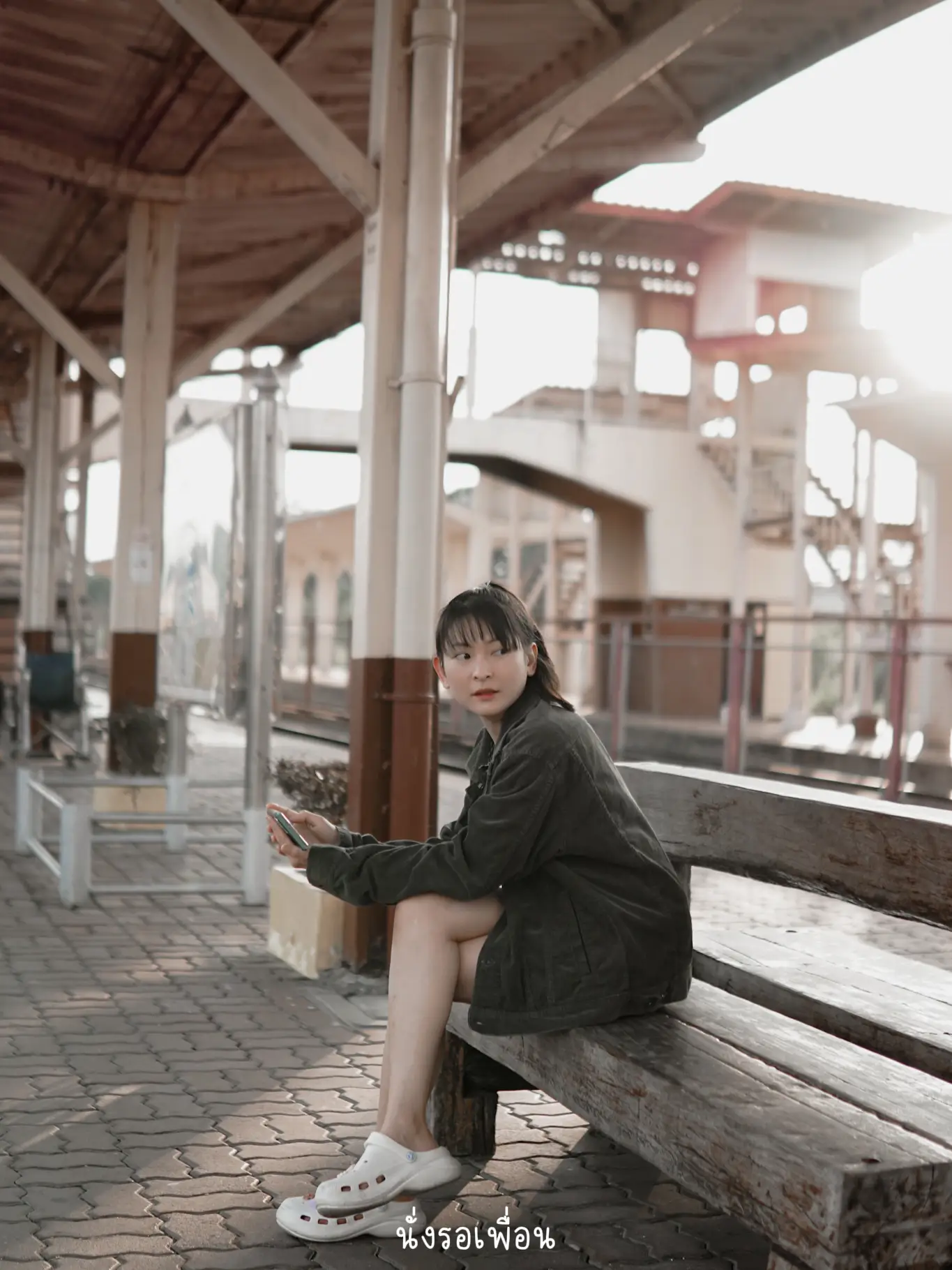 ถ่ายรูปเล่นแก้เบื่อ@สถานีรถไฟ | แกลเลอรีที่โพสต์โดย Pxm_zz | Lemon8