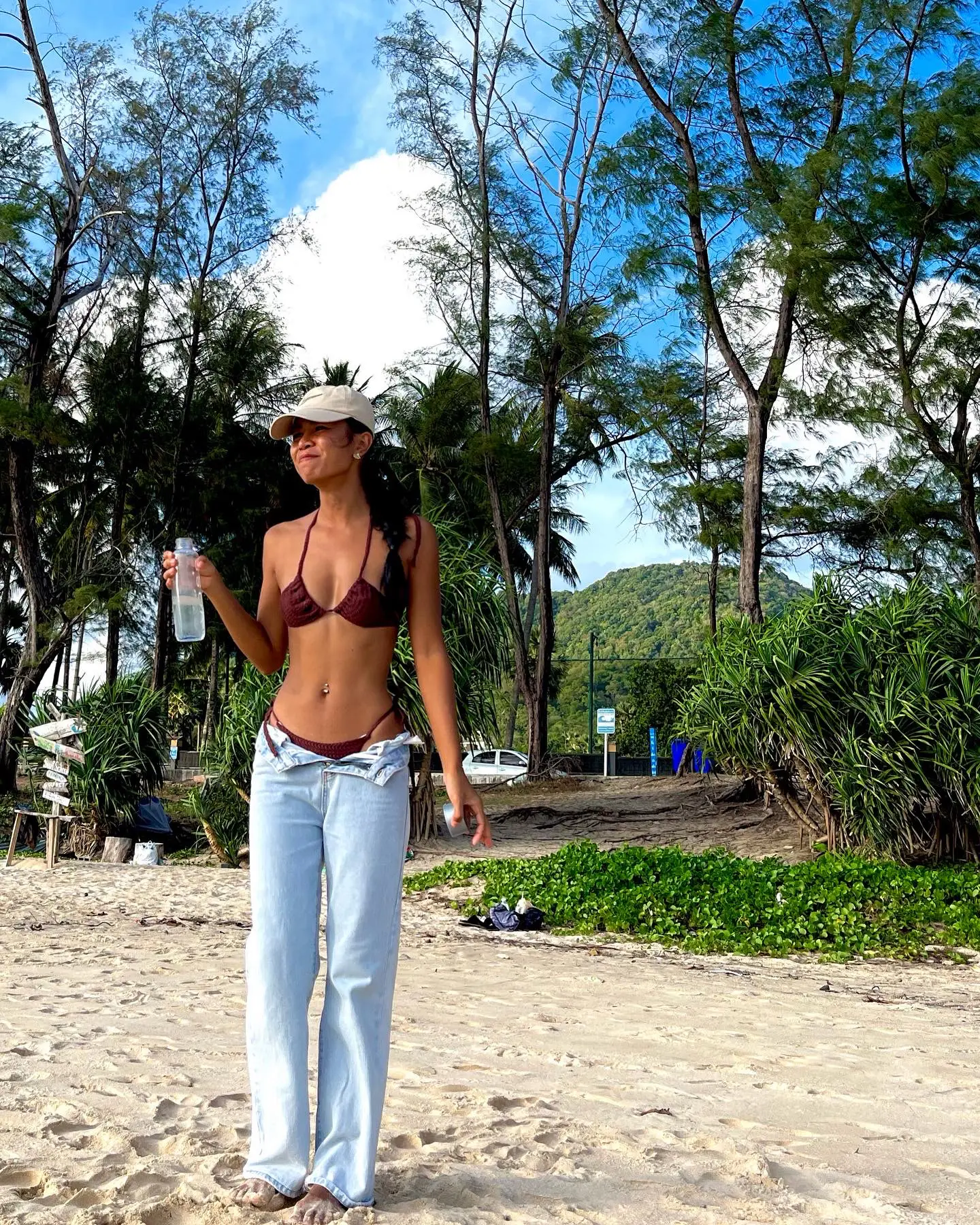 เที่ยวภูเก็ตหน้าฝน ไปหาดไหนดี? | แกลเลอรีที่โพสต์โดย Kamon Sn | Lemon8