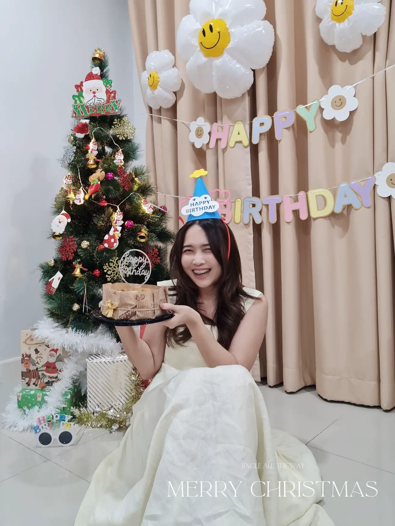 แต่งบ้านมุมเทศกาลคริสต์มาสด้วยงบไม่ถึงพัน🎄 | แกลเลอรีที่โพสต์โดย Wanii | Lemon8