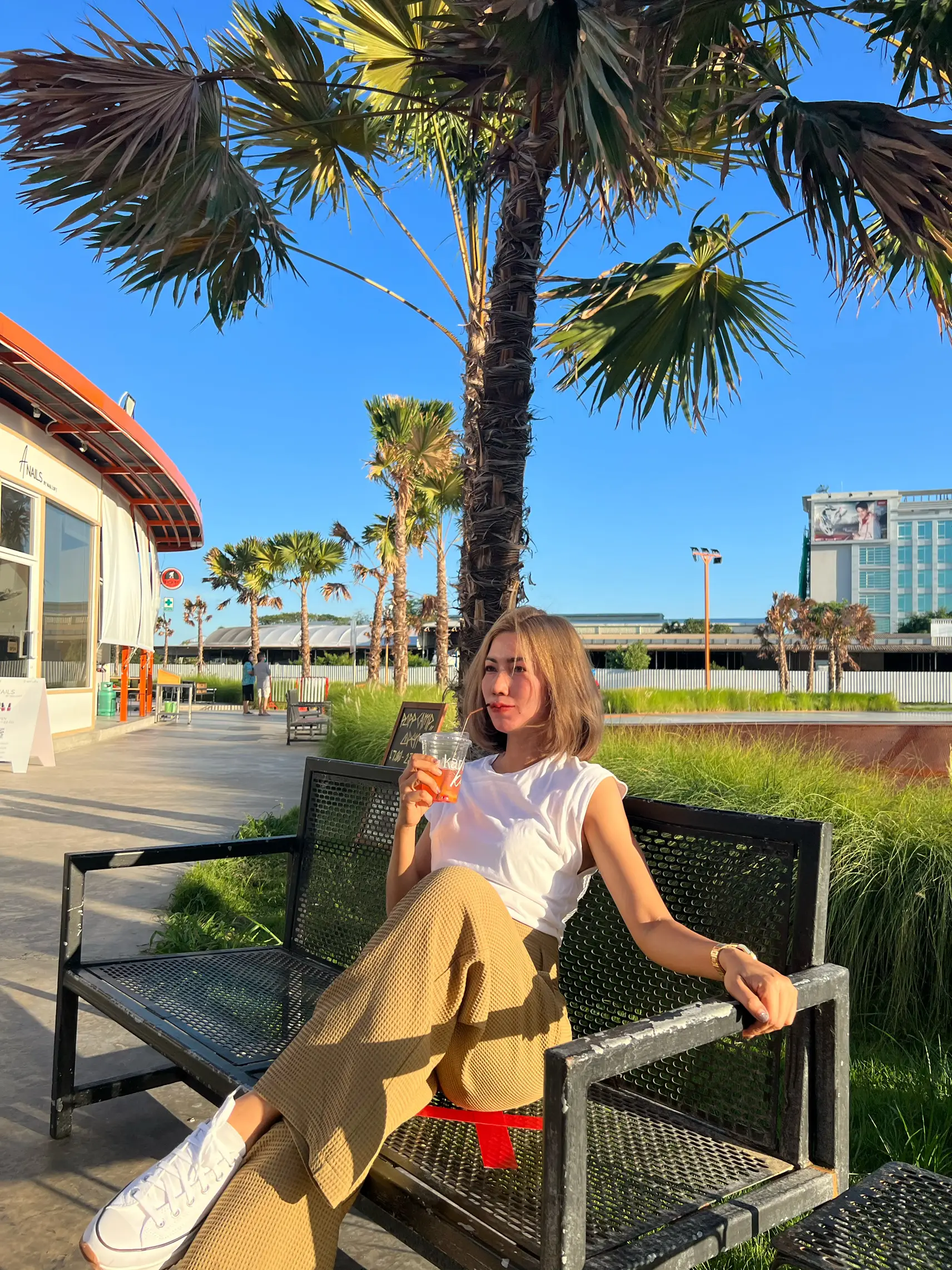 วิธีถ่ายรูปให้แม่วัย40! | แกลเลอรีที่โพสต์โดย cherlin.er | Lemon8