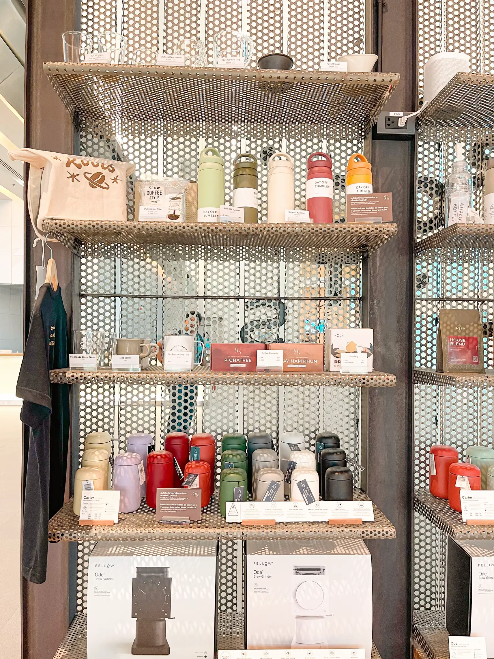 Roots at Bitec | แกลเลอรีที่โพสต์โดย จีนพากิน😋 | Lemon8