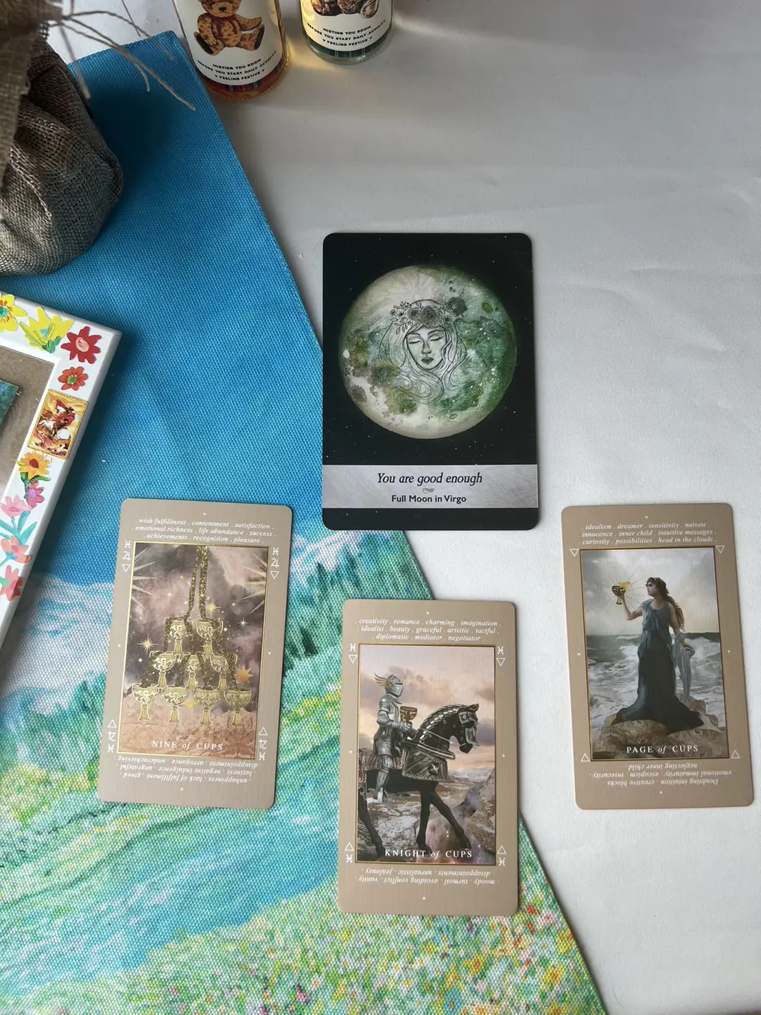 Pick a cardสถานการณ์ความรักคนโสดช่วงนี้💛👻👀 | แกลเลอรีที่โพสต์โดย ...