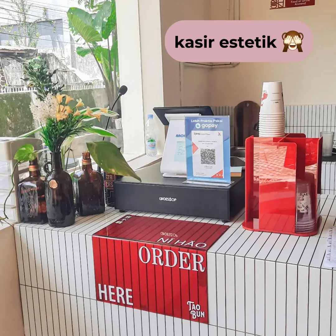 TaoBun Cafe Makassar 🥪🎲💯⋆｡˚ ☁︎ ˚｡⋆｡ | Galeri diposting oleh doh🫧 | Lemon8